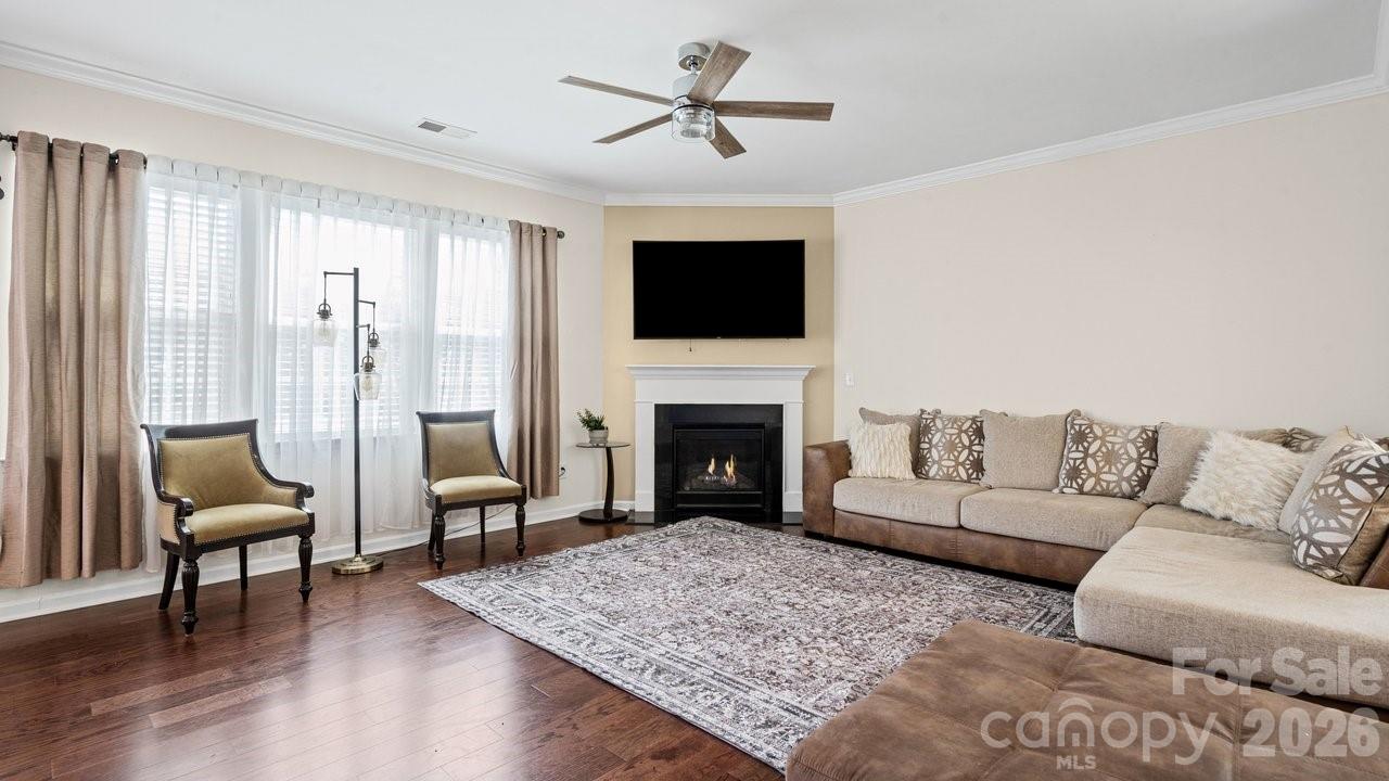 6907 Agnew Drive, Charlotte, NC - photo 6 of 28