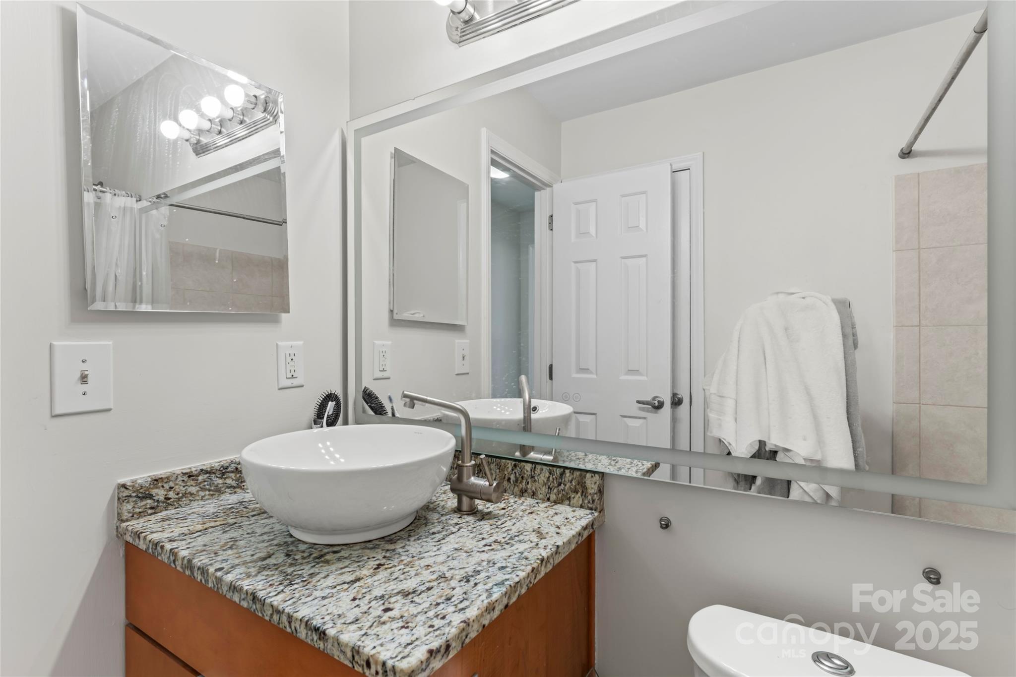 Photo 13 of 529 N Graham Street3G, Charlotte, NC