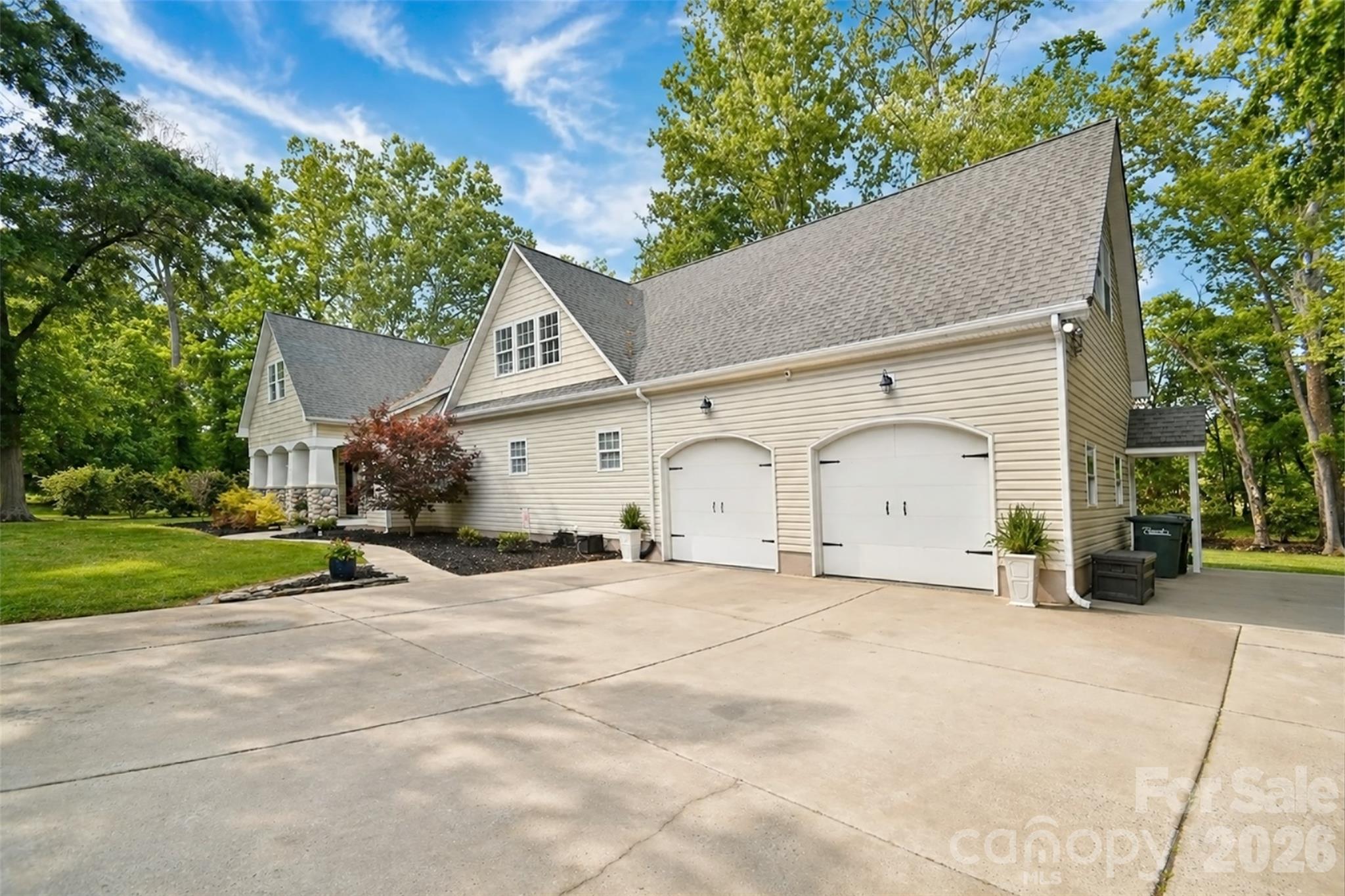 4484 Ranchway Drive SW, Concord, NC - photo 3 of 48