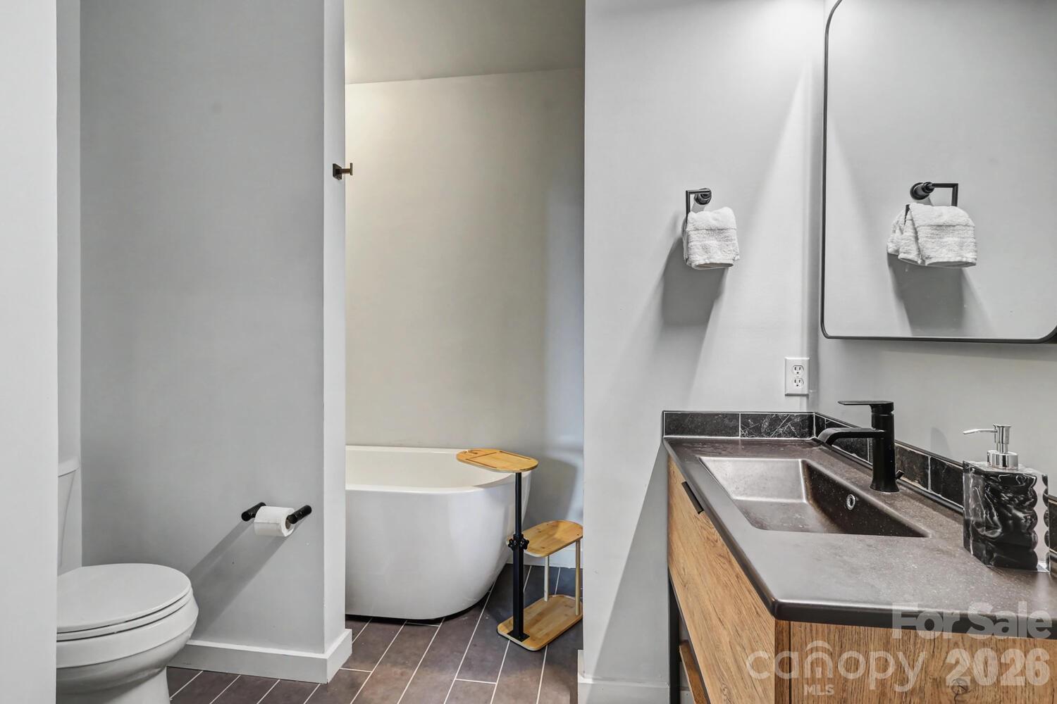 Photo 33 of 210 N Church Street1507, Charlotte, NC
