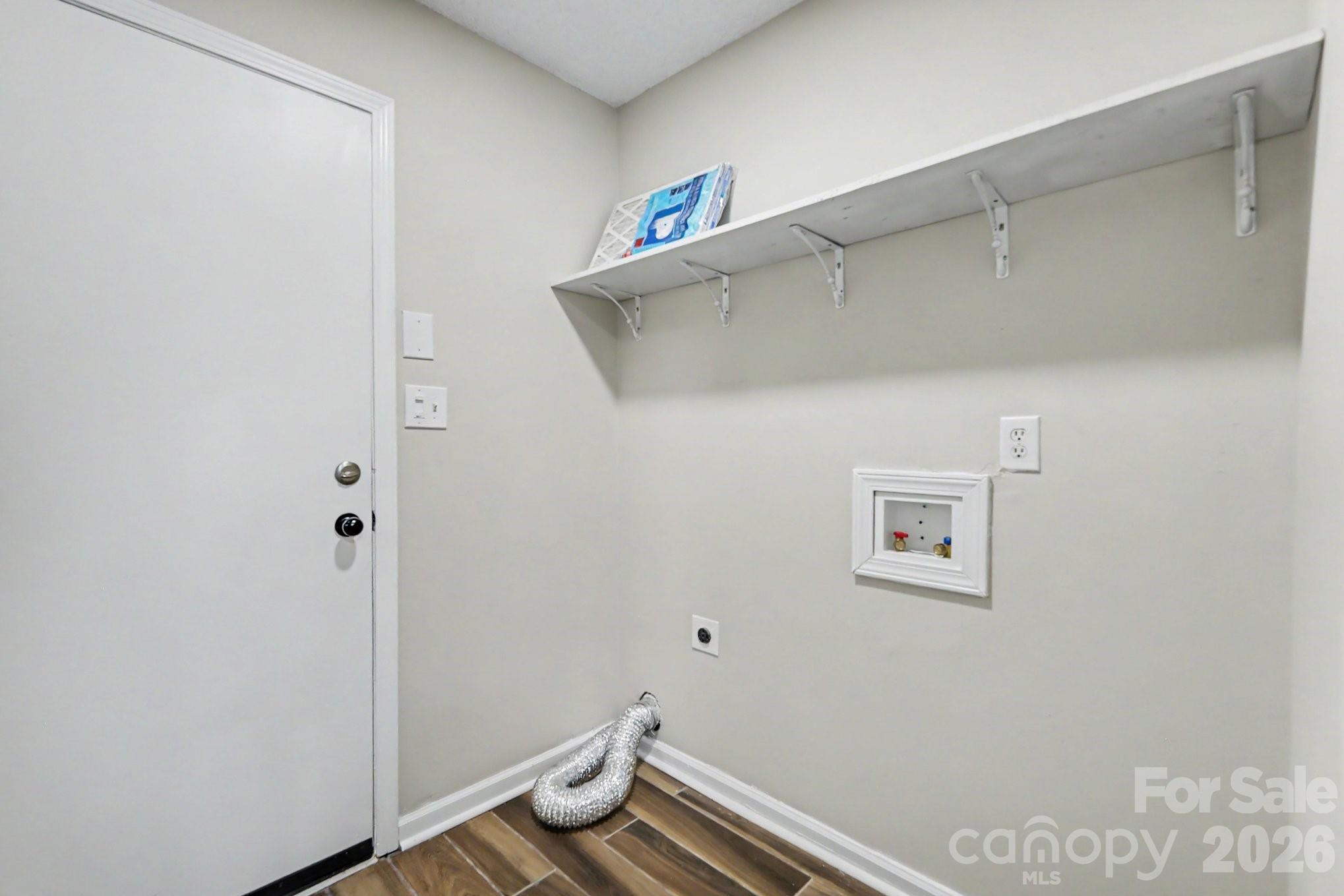 Photo 17 of 15331 Dehavilland Drive, Charlotte, NC