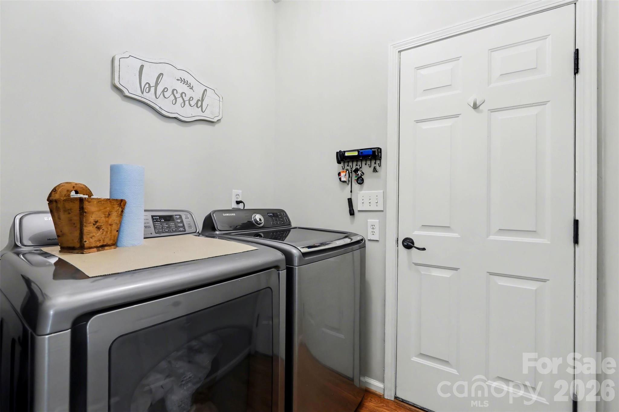 Photo 16 of 6216 Creek Breeze Road, Charlotte, NC