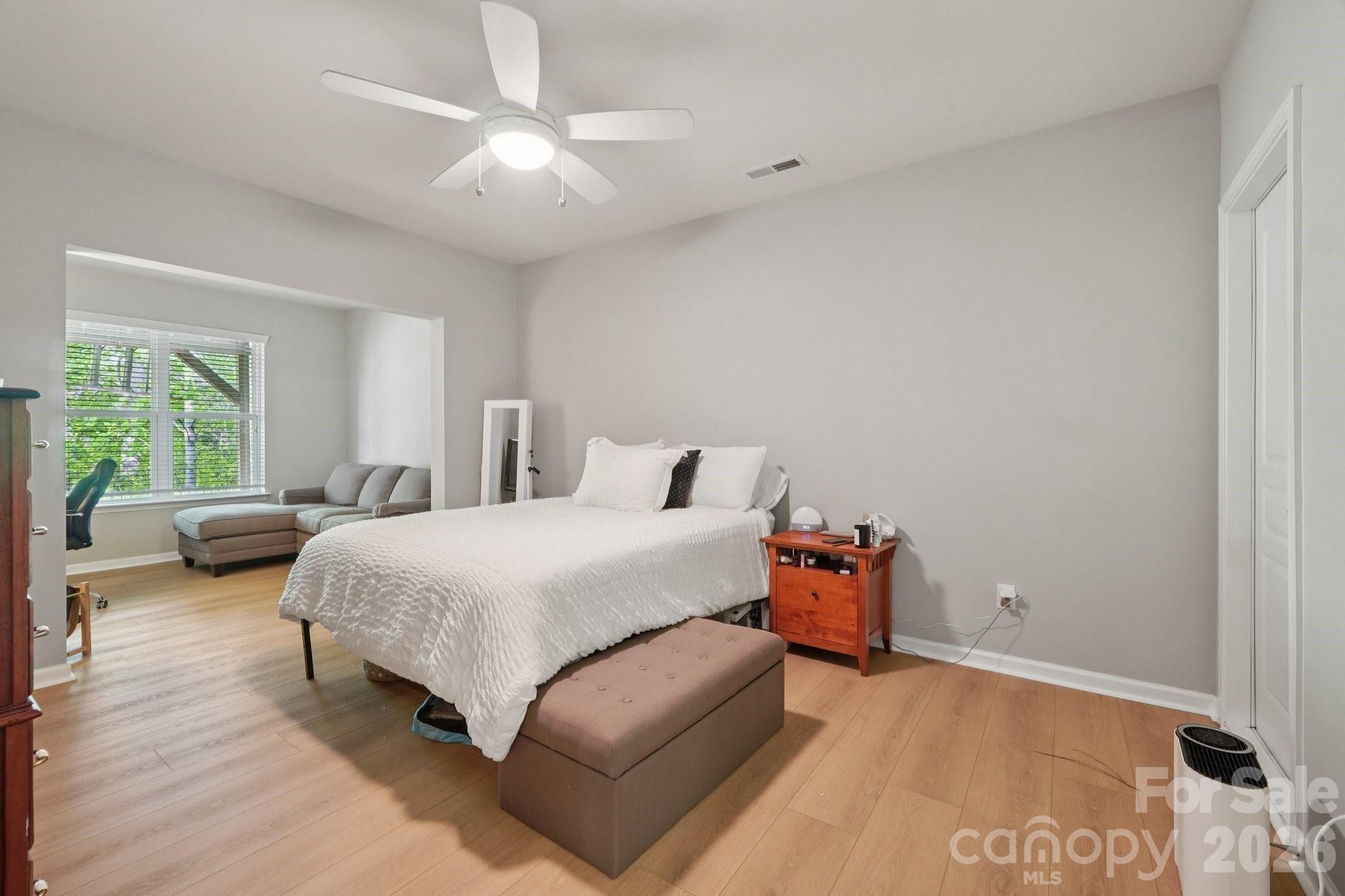 Photo 35 of 4818 Fonthill Lane, Charlotte, NC
