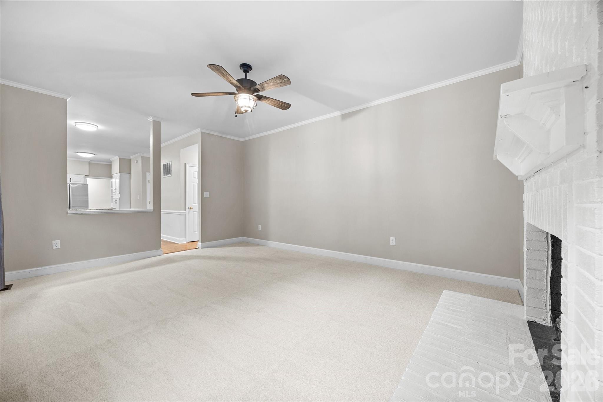 Photo 9 of 2115 E Providence Drive, Charlotte, NC