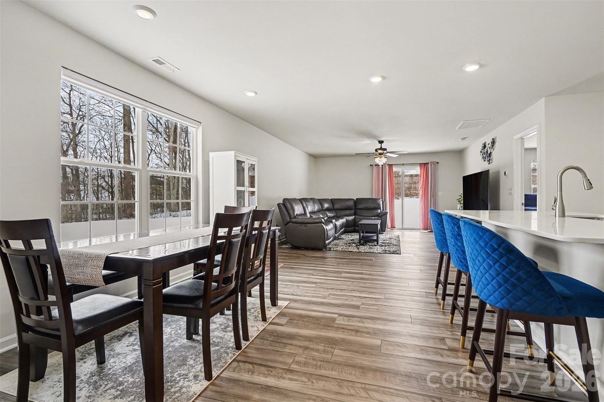 Photo 9 of 10136 Chatham Run Lane, Charlotte, NC