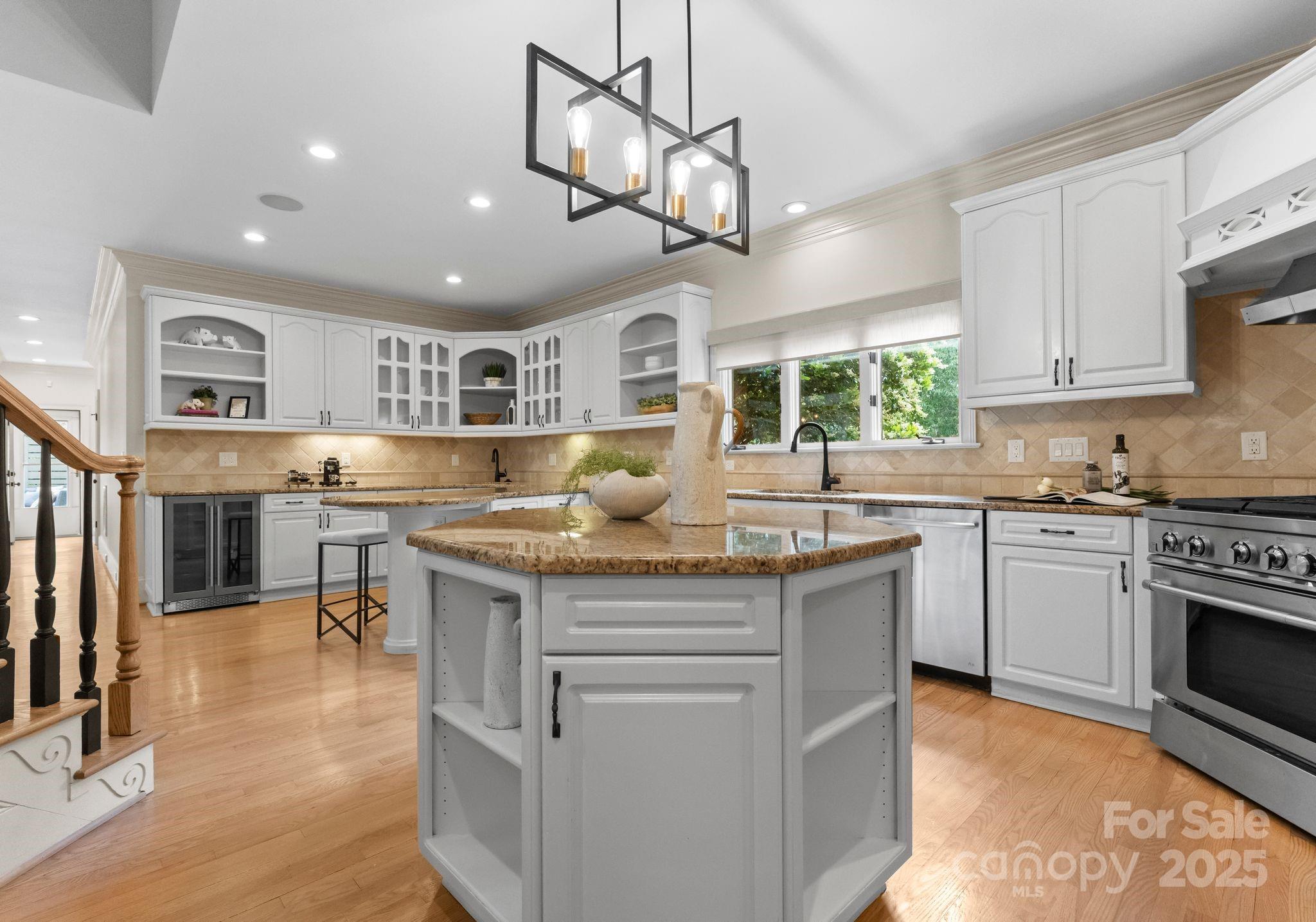 Photo 13 of 4429 Cameron Oaks Drive, Charlotte, NC