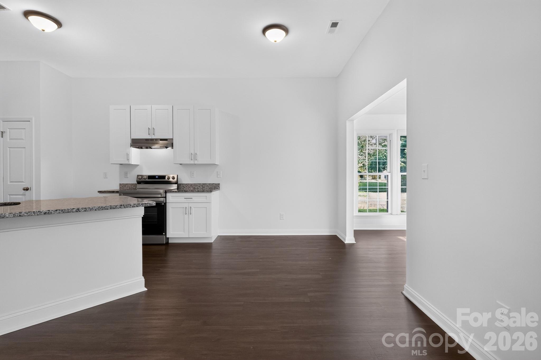 Photo 4 of 11518 Planters Estates Drive, Charlotte, NC