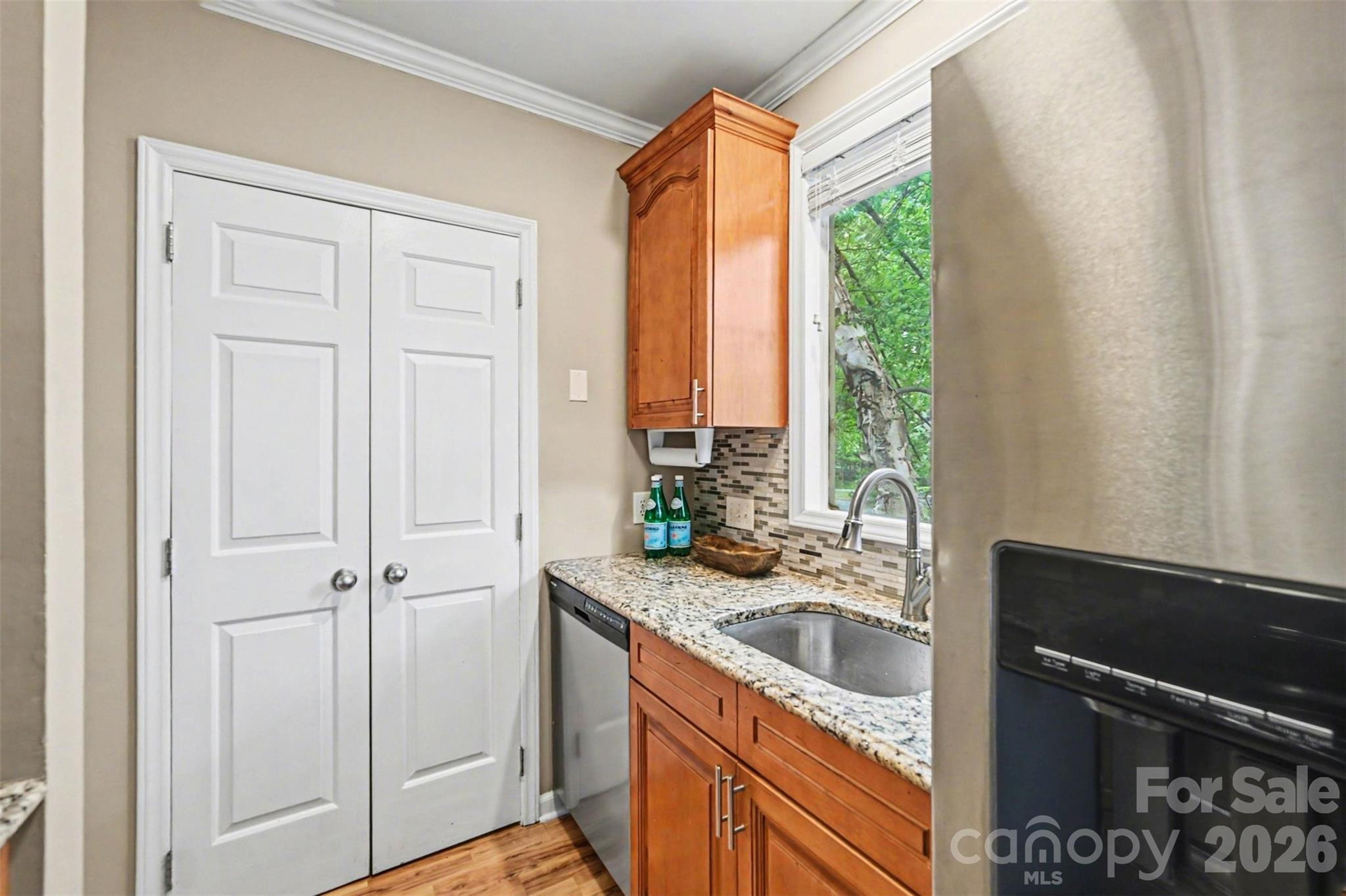 Photo 11 of 1109 E Morehead Street5, Charlotte, NC
