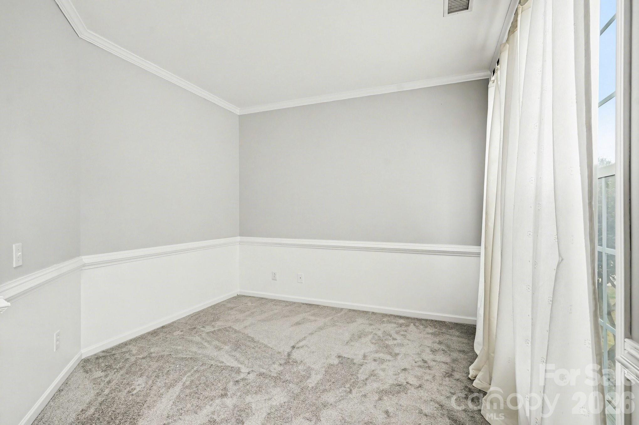 8727 Fieldcroft Drive, Charlotte, NC - photo 3 of 32