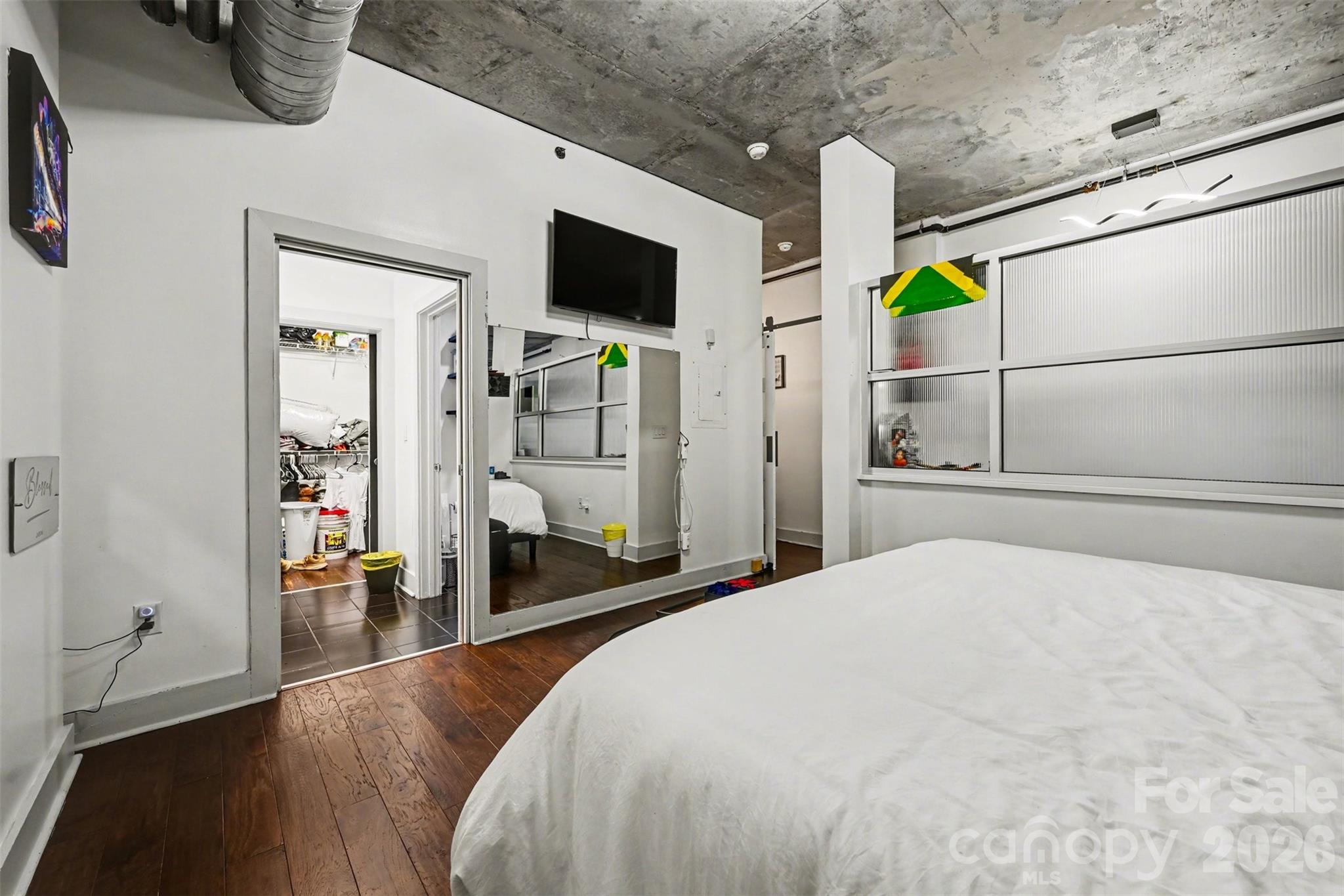 Photo 14 of 505 E 6th Street803, Charlotte, NC