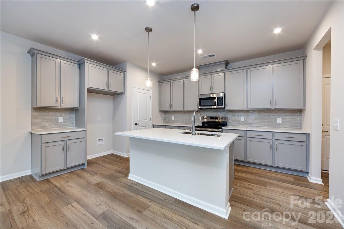Photo 7 of 8430 Discovery Lane, Charlotte, NC