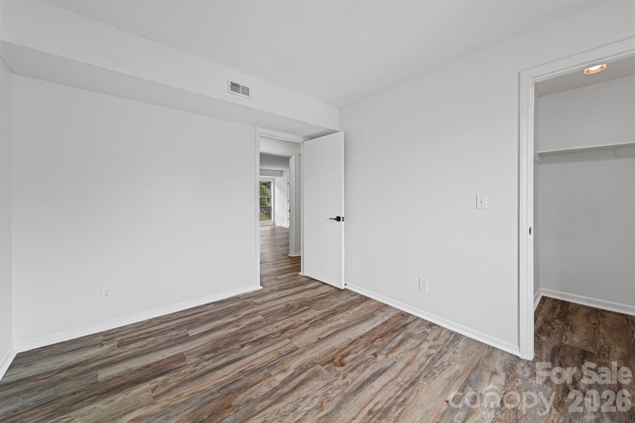 Photo 23 of 11023 Harrowfield Road, Charlotte, NC