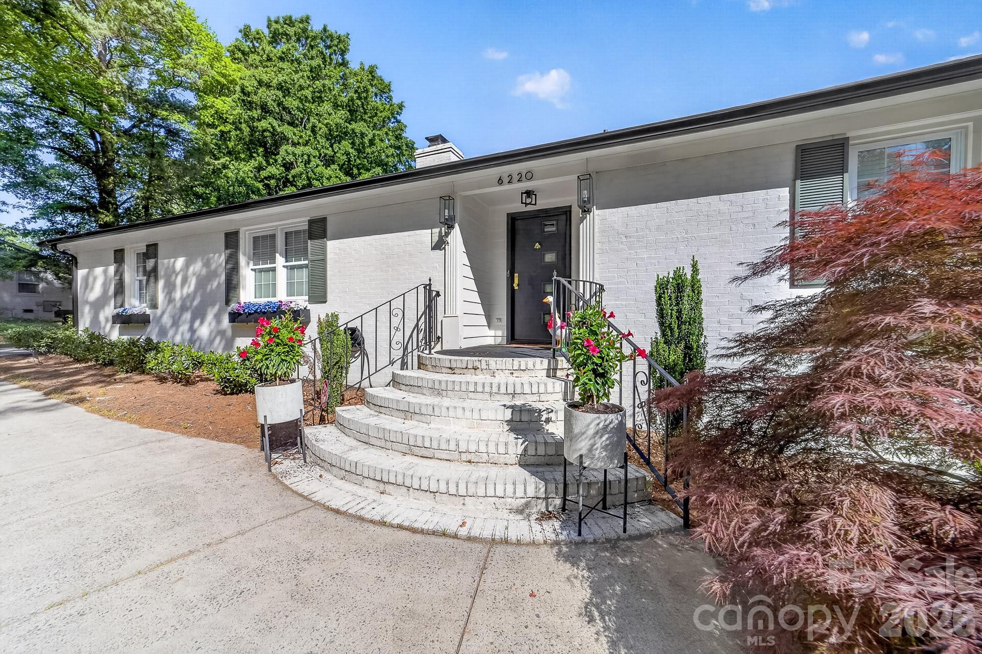 Photo 7 of 6220 Sharon Road, Charlotte, NC
