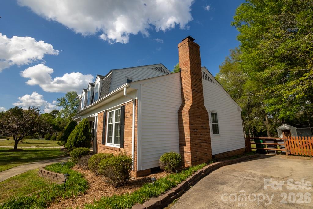 Photo 7 of 2232 Lawton Bluff Road, Charlotte, NC
