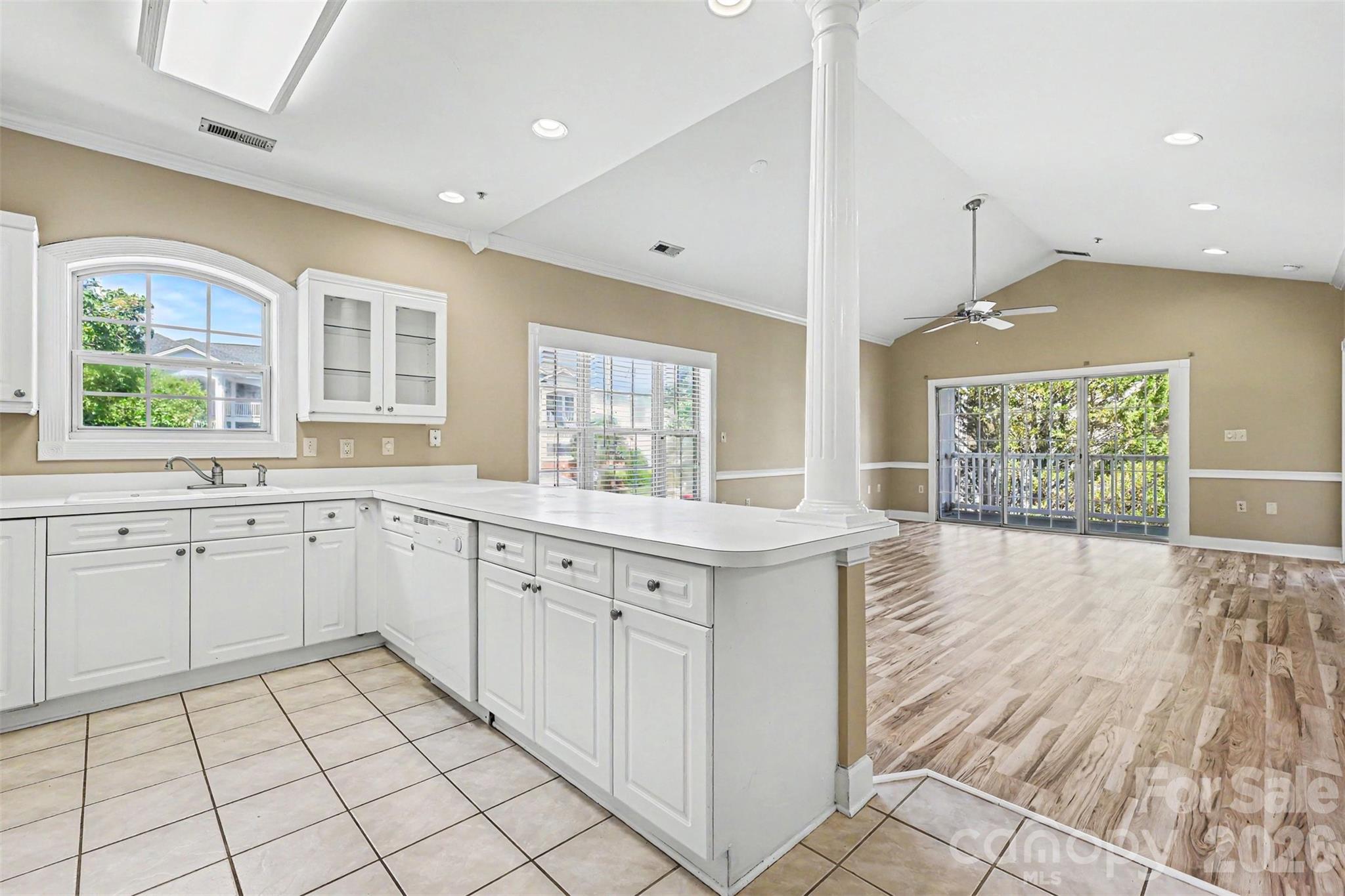 Photo 8 of 9241 Meadow Vista Road, Charlotte, NC