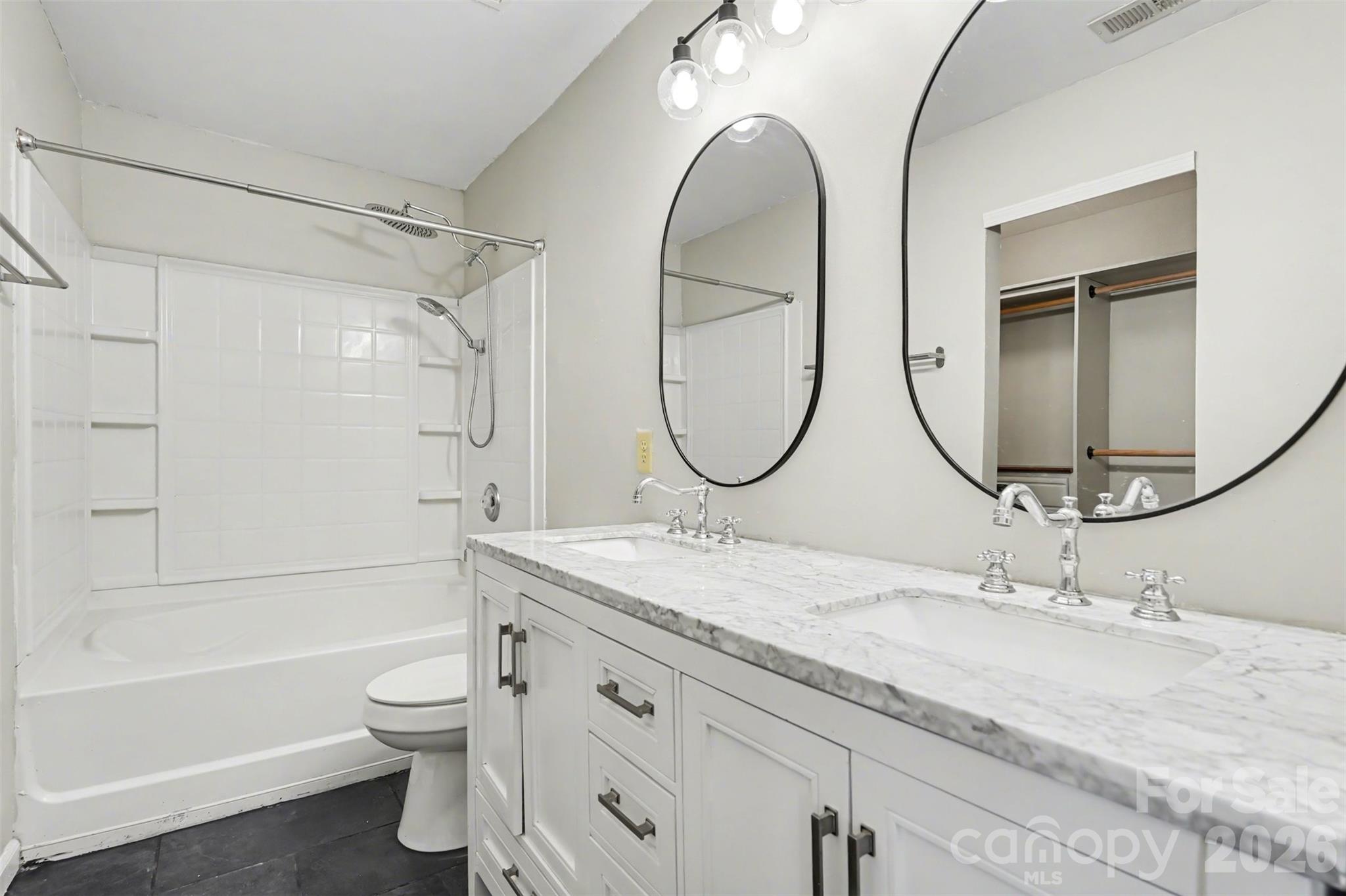 Photo 18 of 2648 Stream Bank Drive, Charlotte, NC
