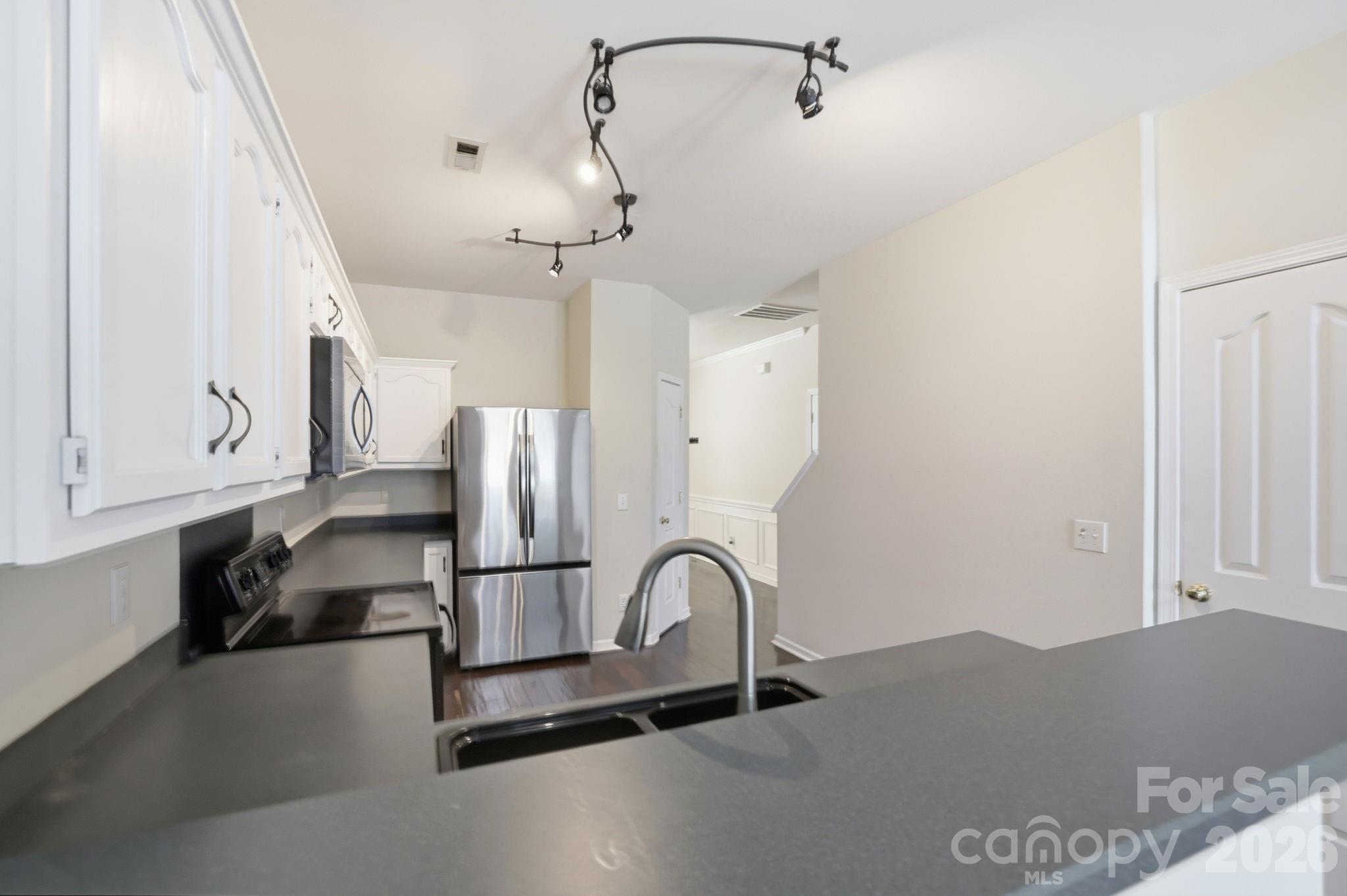 Photo 7 of 10781 Essex Hall Drive, Charlotte, NC