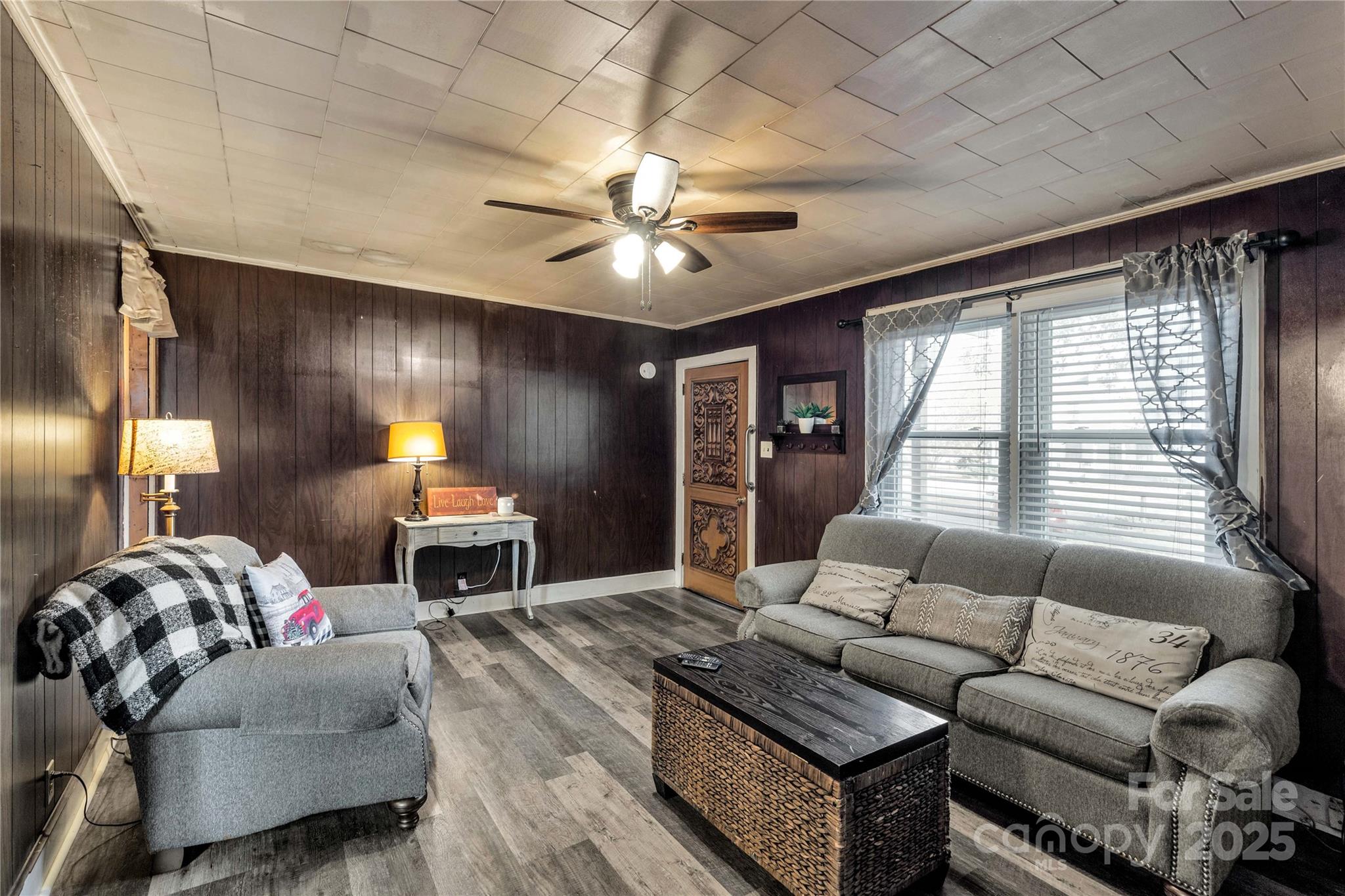 5793 Oak Street, Fort Lawn, SC - photo 7 of 31