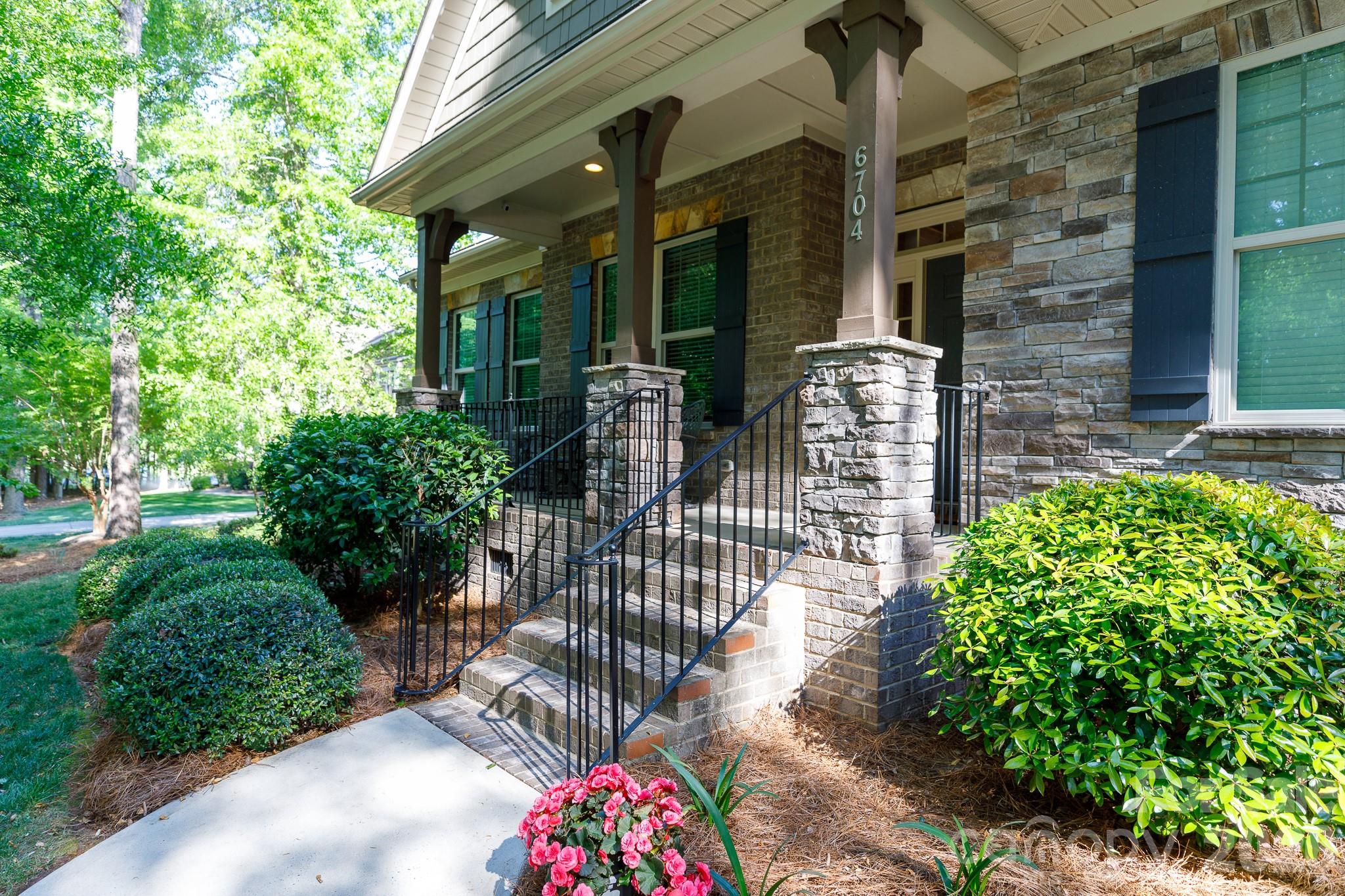 6704 Montgomery Road, Lake Wylie, SC - photo 3 of 42