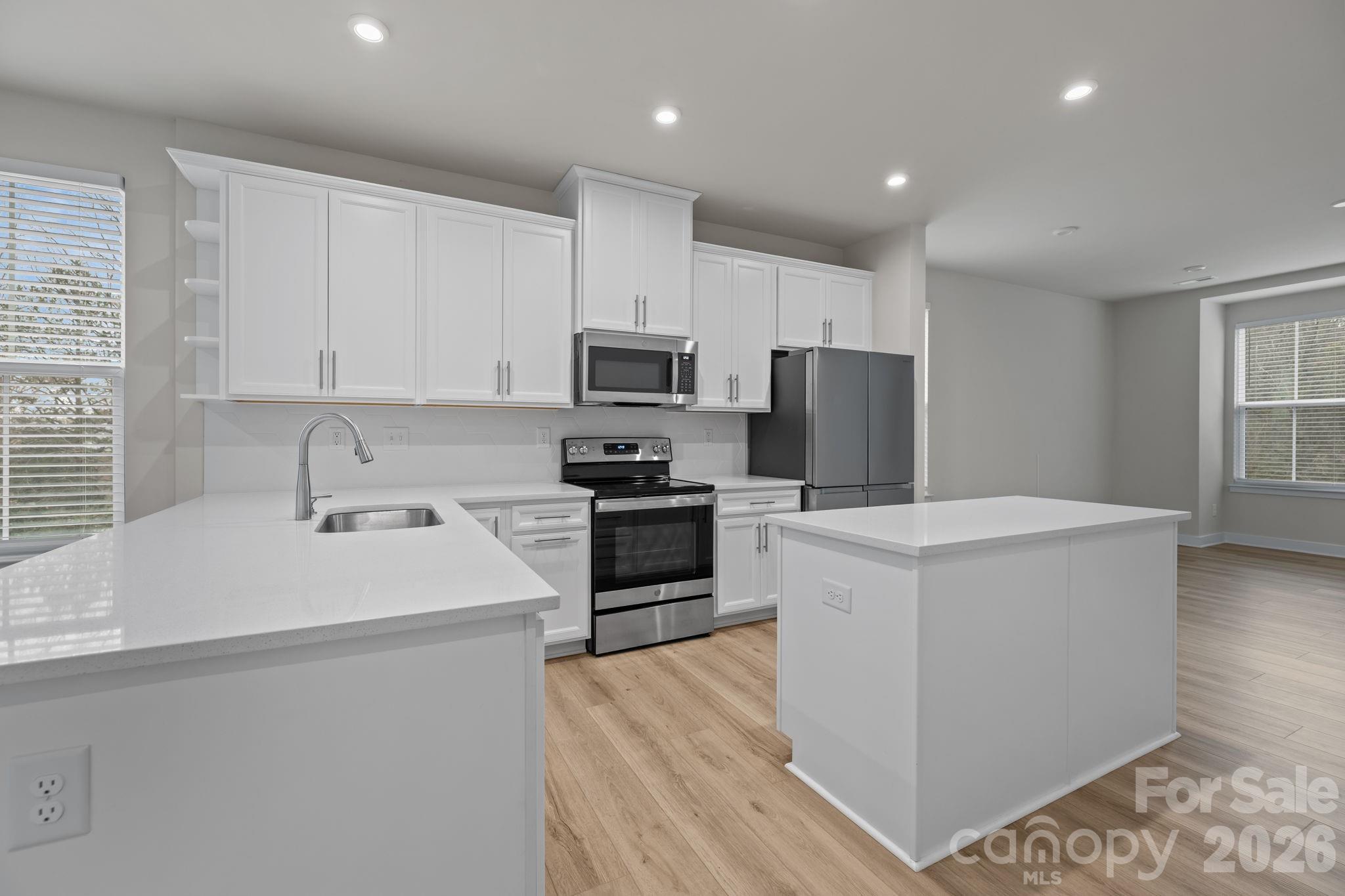 Photo 7 of 460 Spearfield Lane, Charlotte, NC
