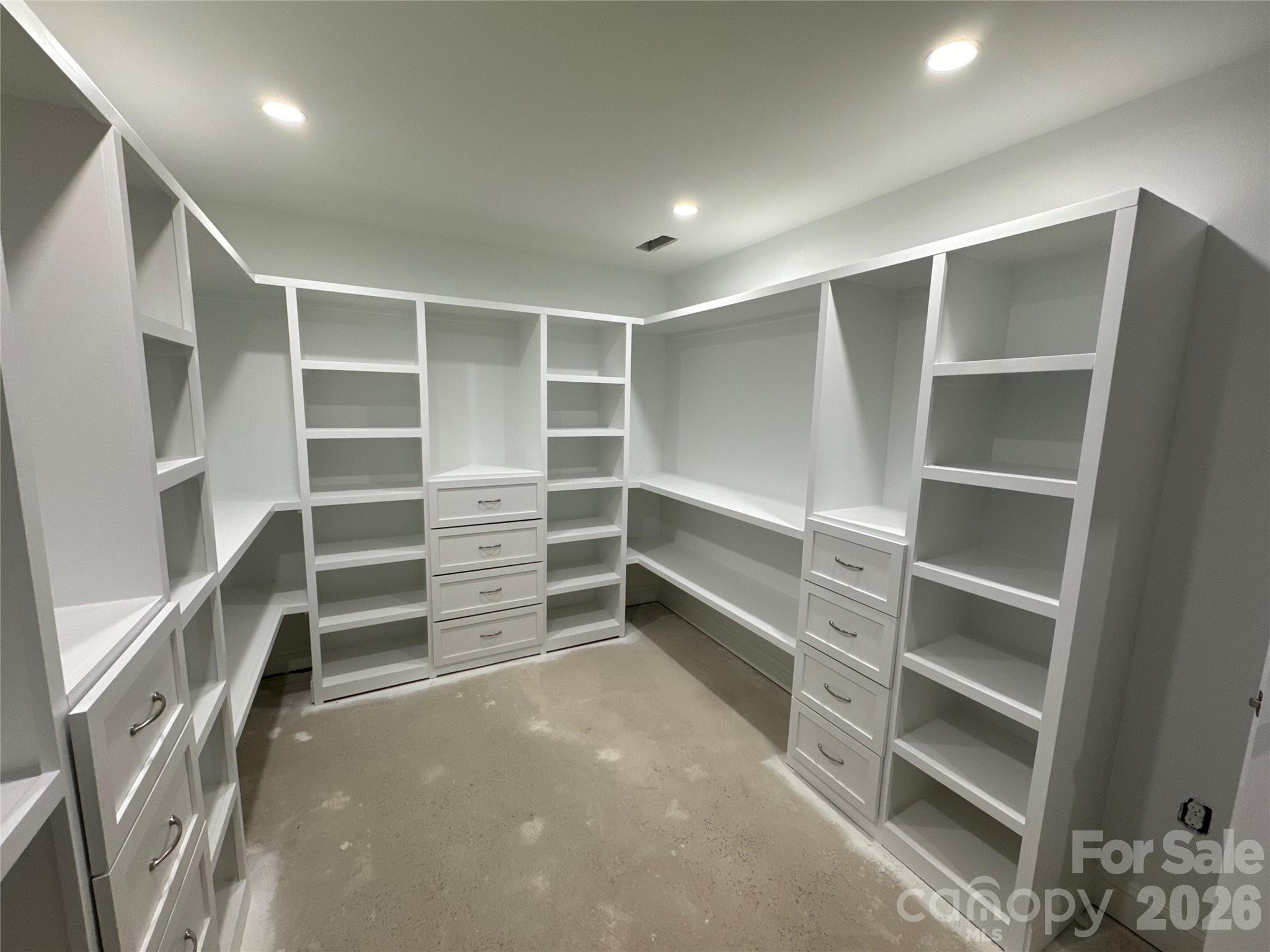 Photo 14 of 401 Rutland Drive, Charlotte, NC