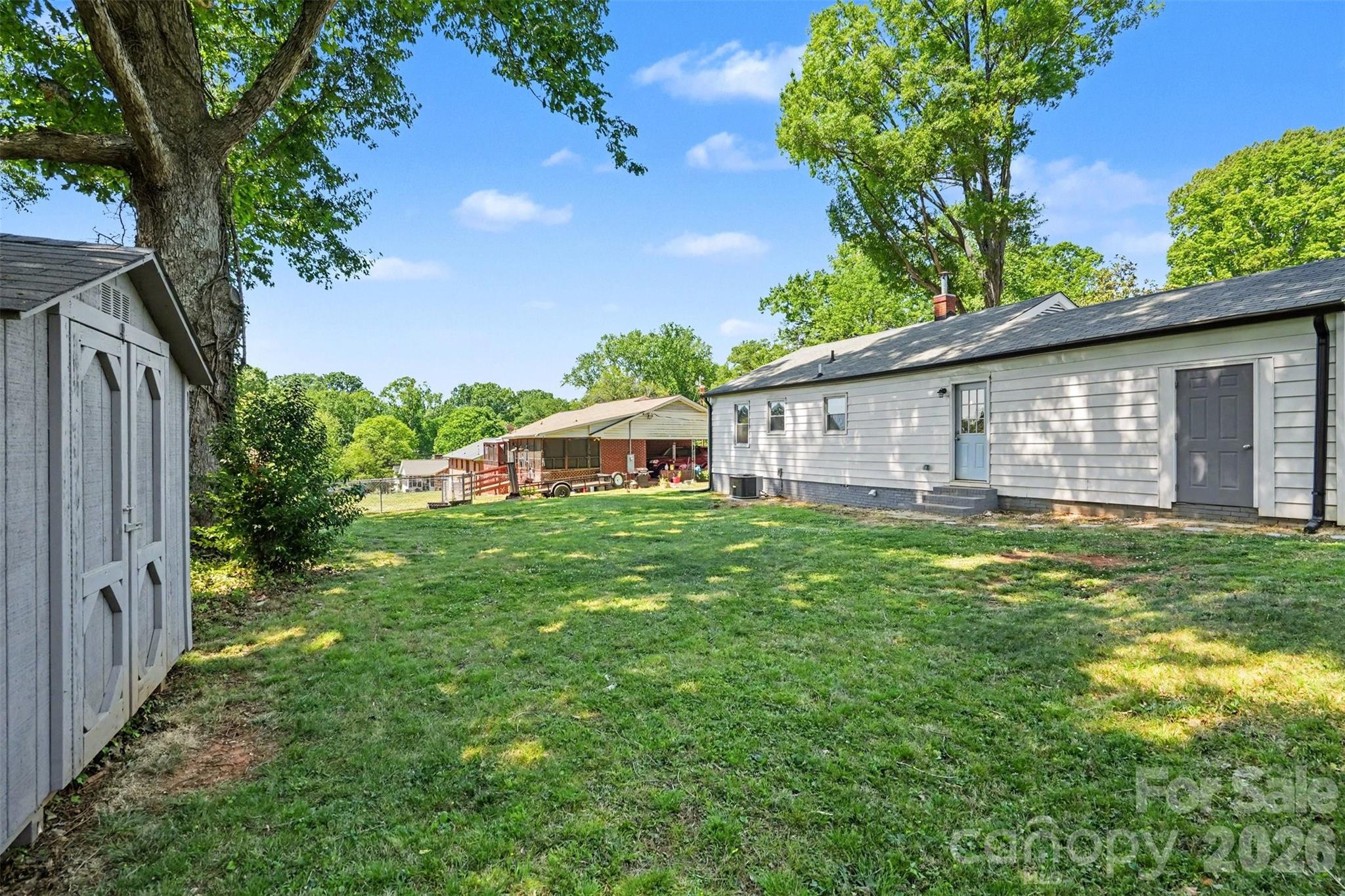 204 N Oak Street, Lowell, NC - photo 20 of 22
