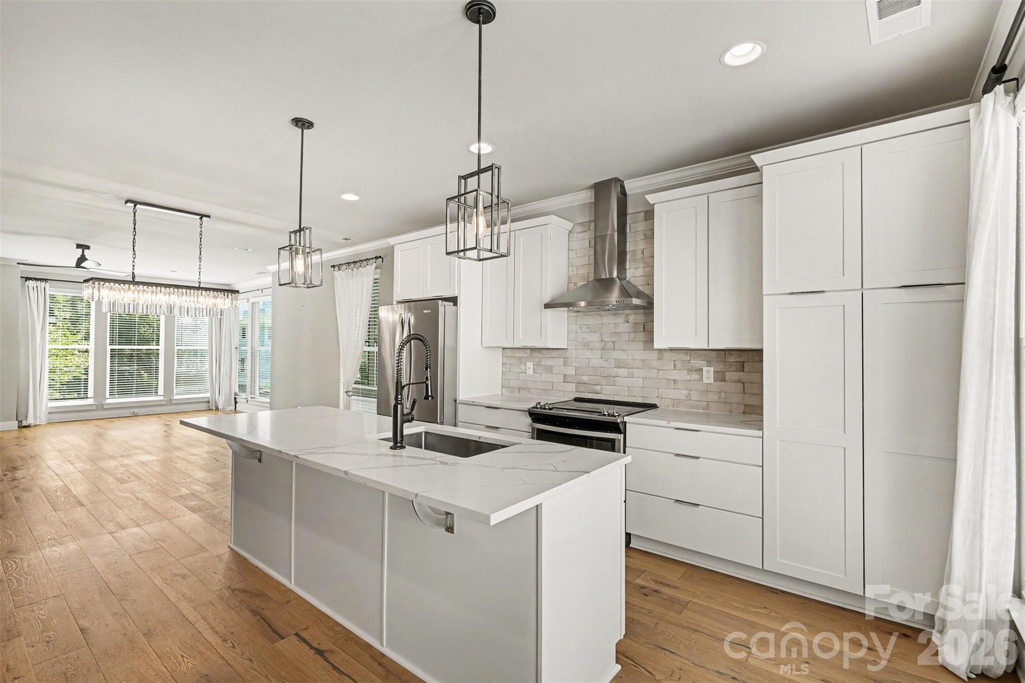 Photo 9 of 1571 Duckworth Avenue, Charlotte, NC