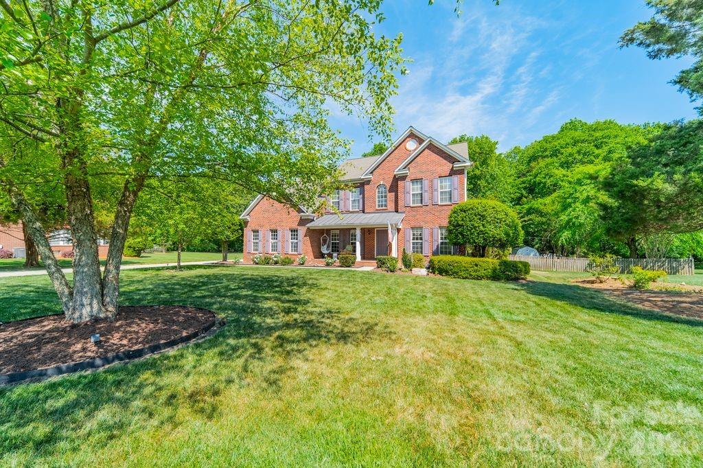 Photo 3 of 2316 Heath Lake Drive, Mint Hill, NC