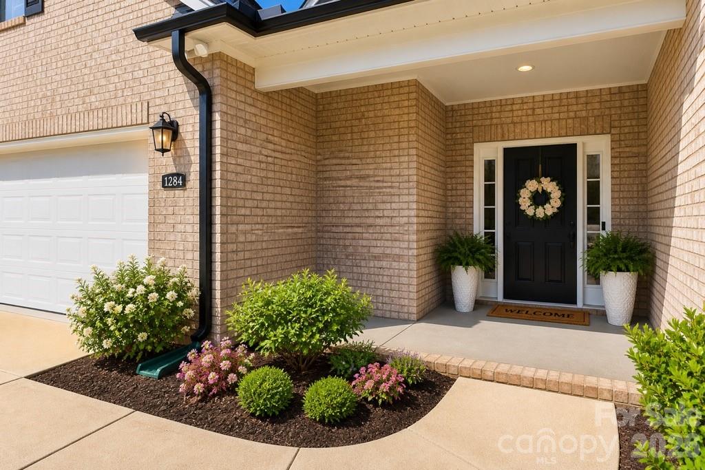Photo 2 of 1005 Piper Meadows Drive, Waxhaw, NC