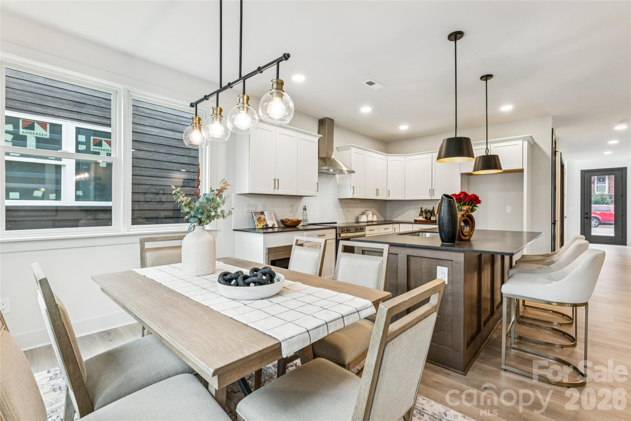2412 Crestview Drive, Charlotte, NC - photo 13 of 41