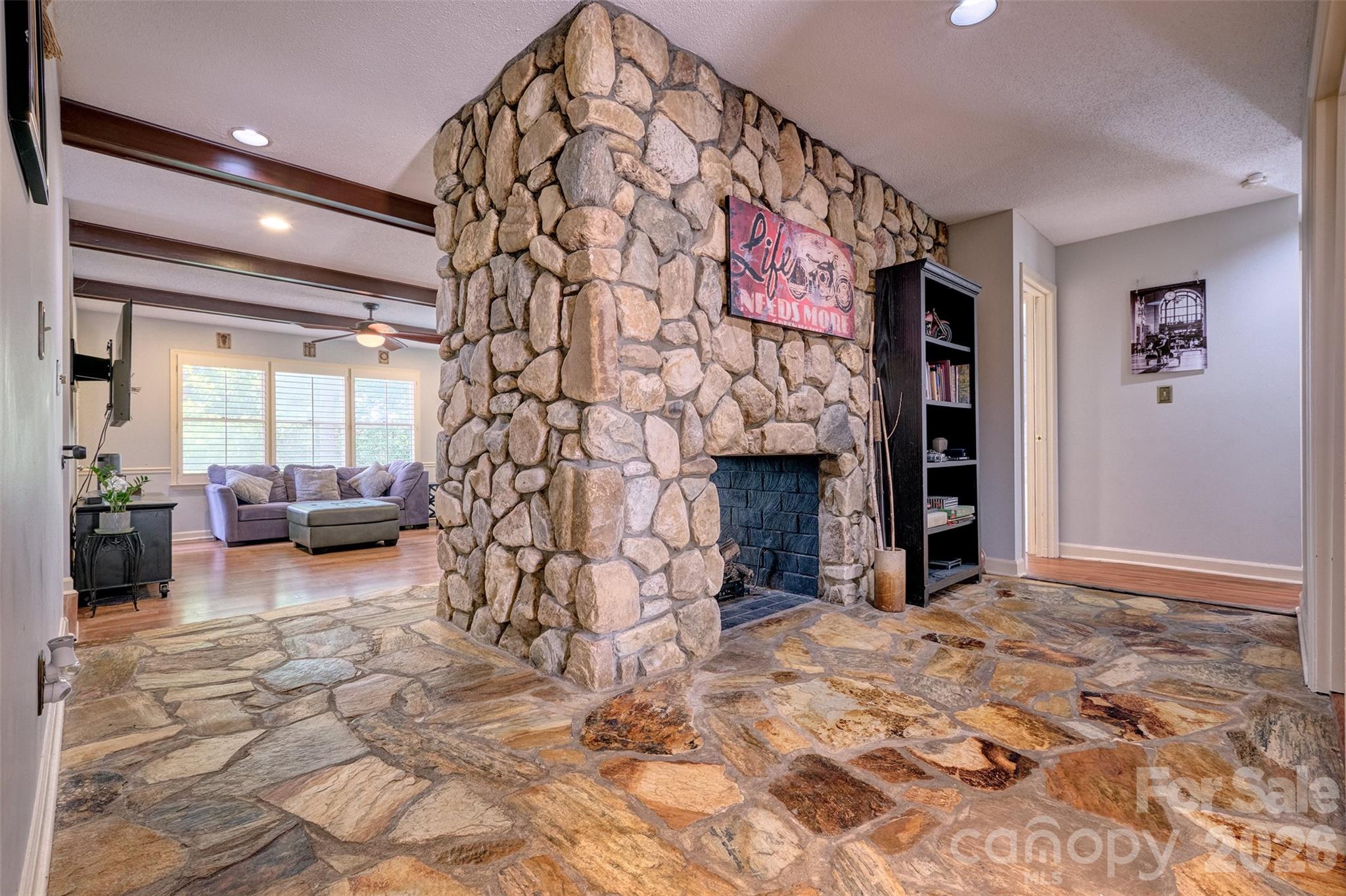 Photo 4 of 18 Shipmaster Court, Lake Wylie, SC