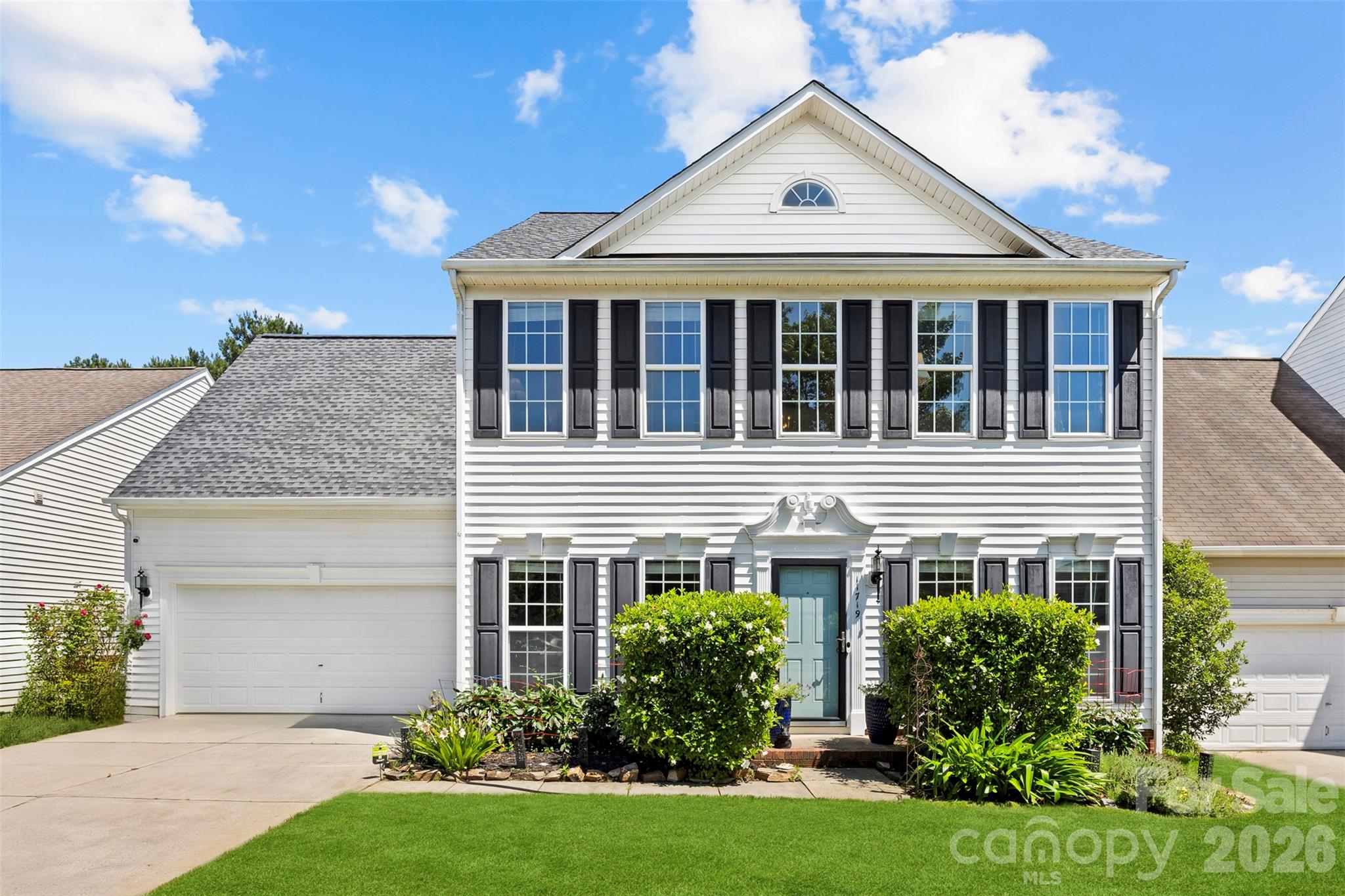Home for sale at 11719 Royal Castle Court, Charlotte, NC — photo 1 of 45