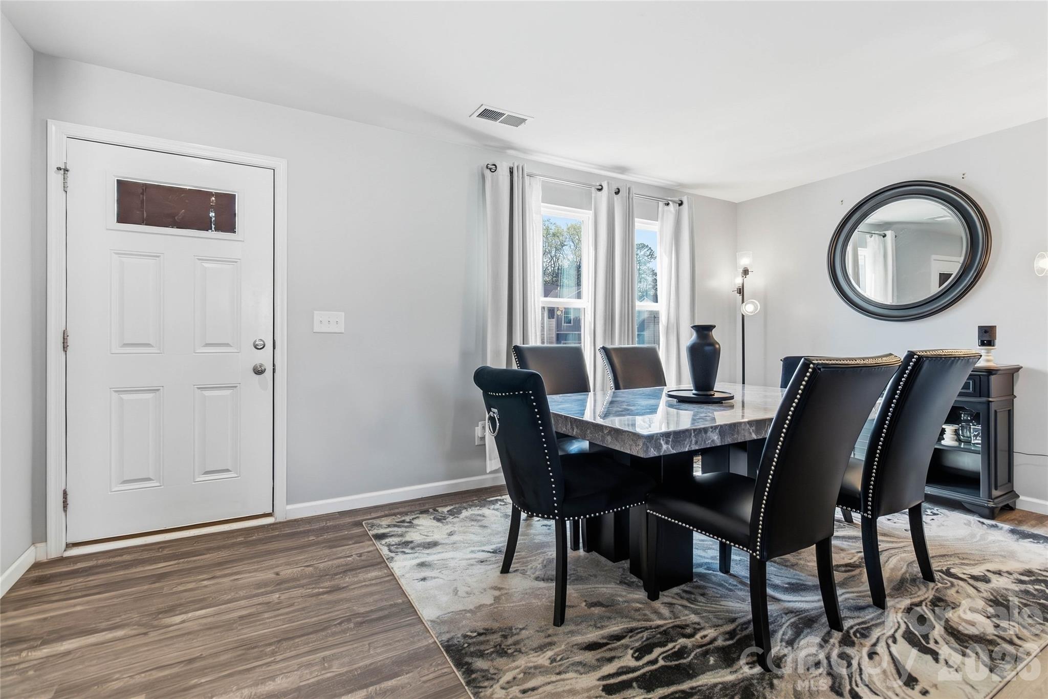 Photo 4 of 5127 Merwyn Avenue, Charlotte, NC