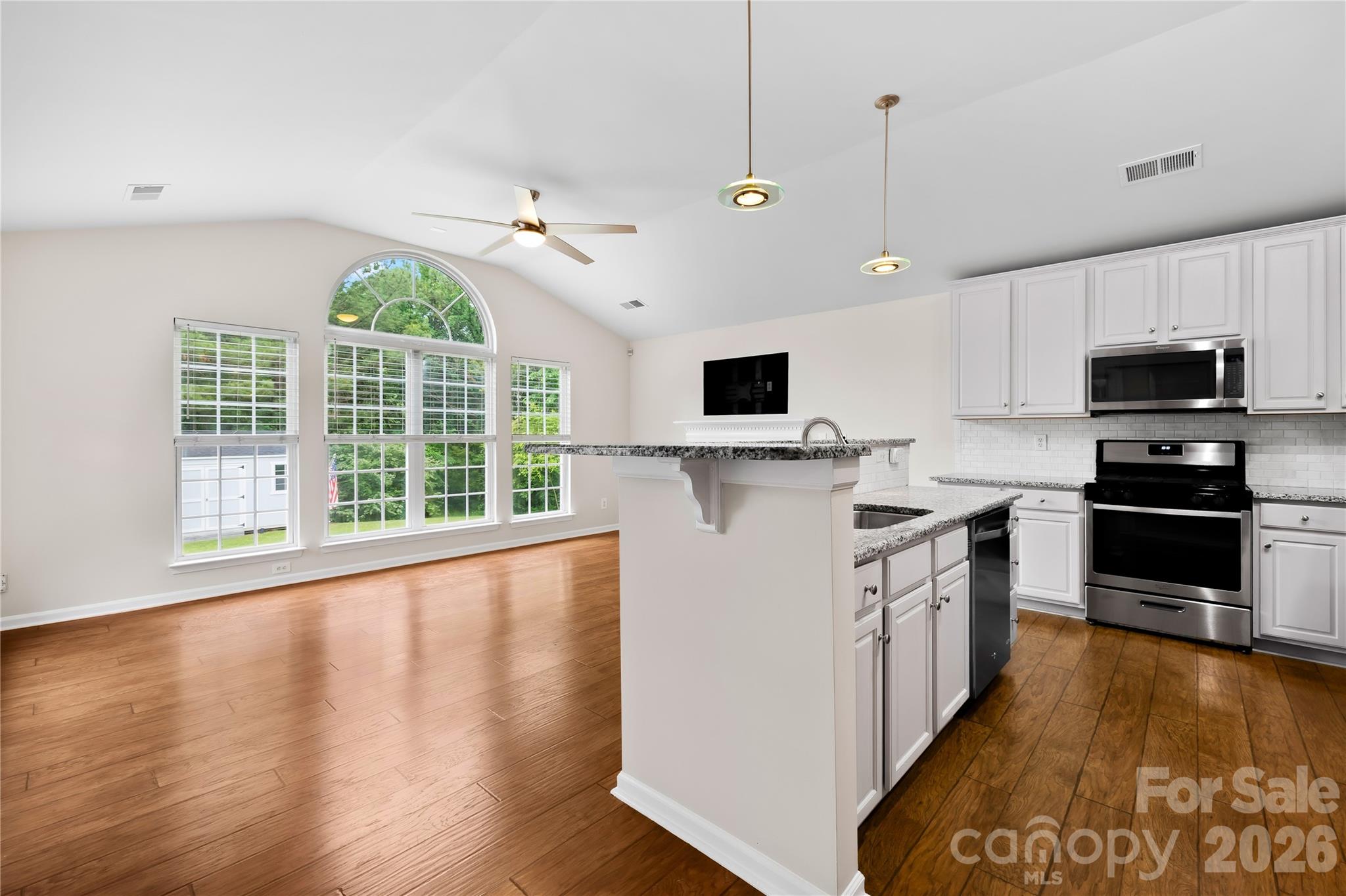 124 Huckleberry Lane, Mount Holly, NC - photo 6 of 39