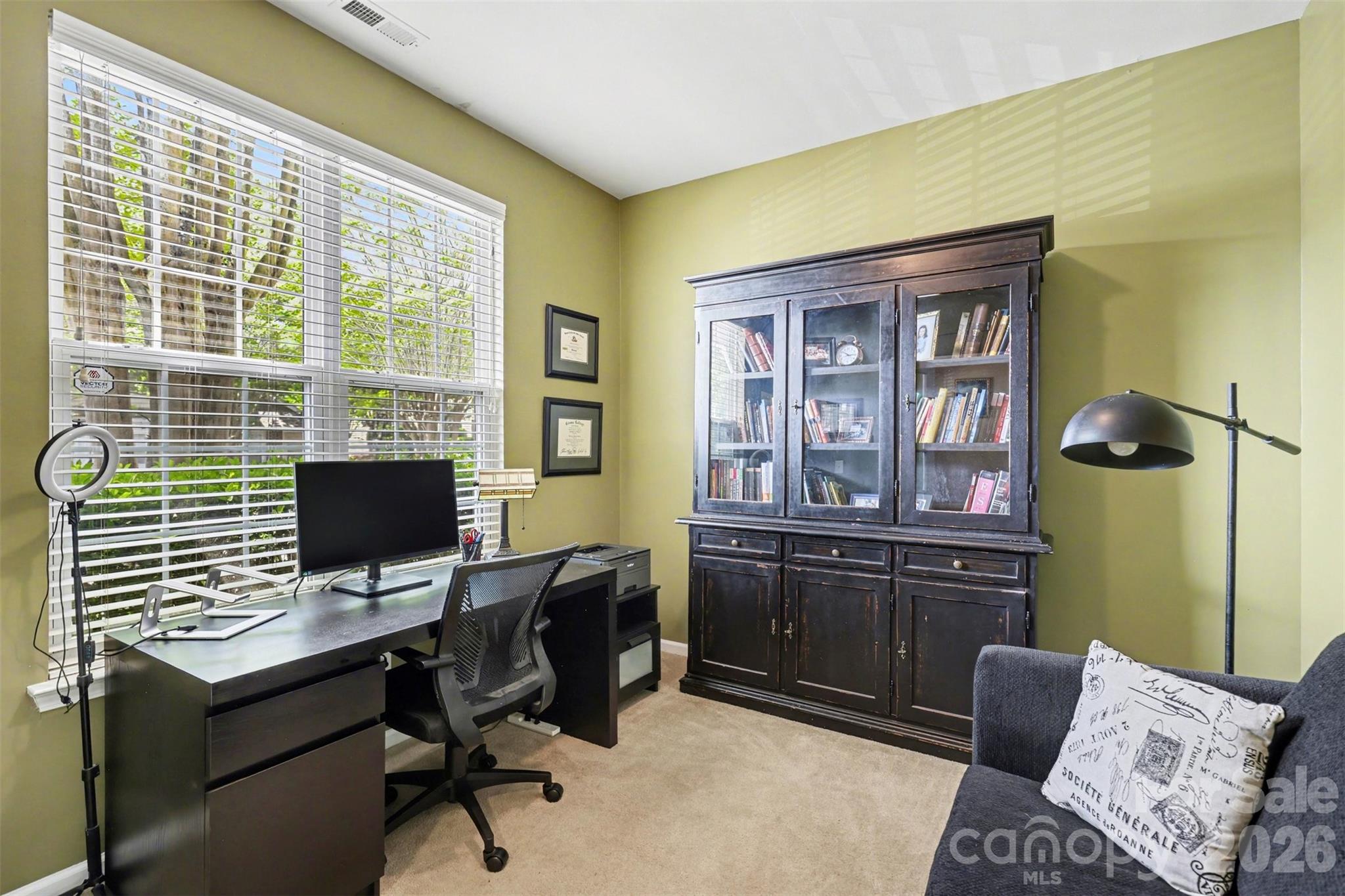 Photo 5 of 8418 Chaceview Court, Charlotte, NC