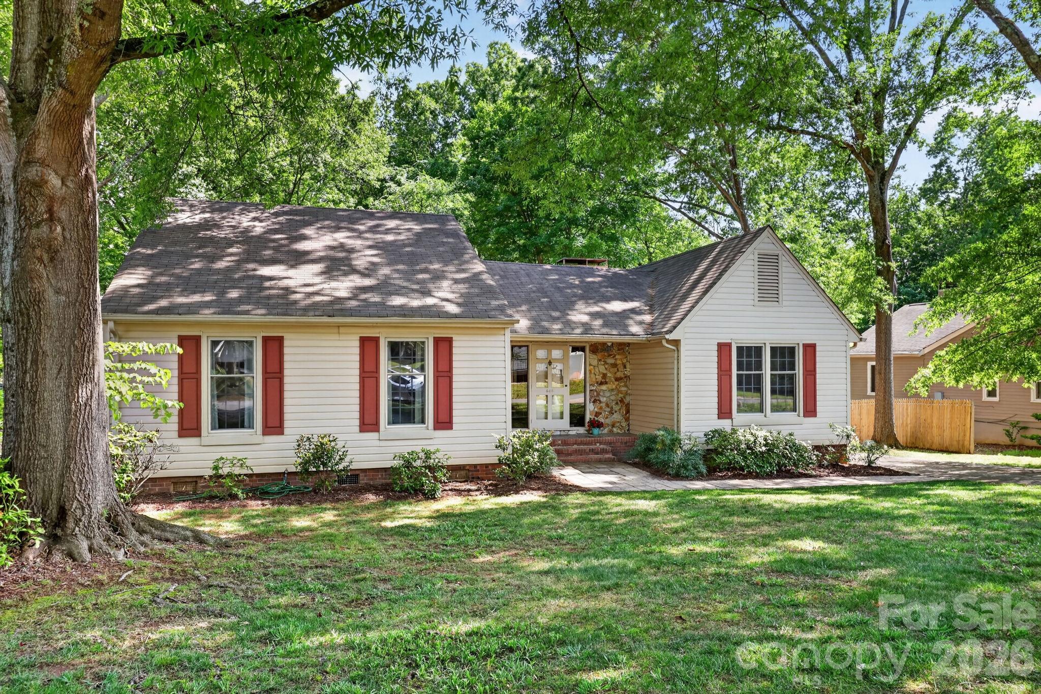 Photo 2 of 6111 Patrick Place, Charlotte, NC