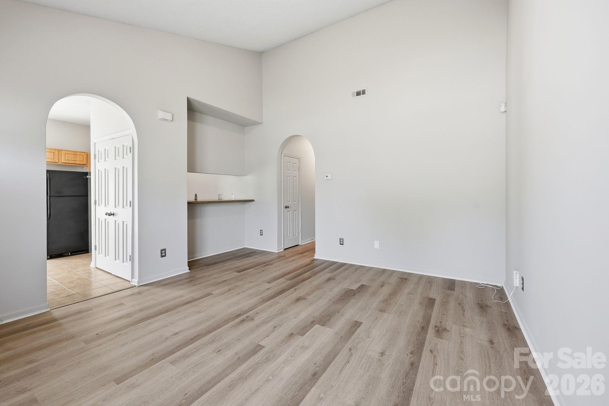 6330 Derryfield Drive, Charlotte, NC - photo 4 of 25