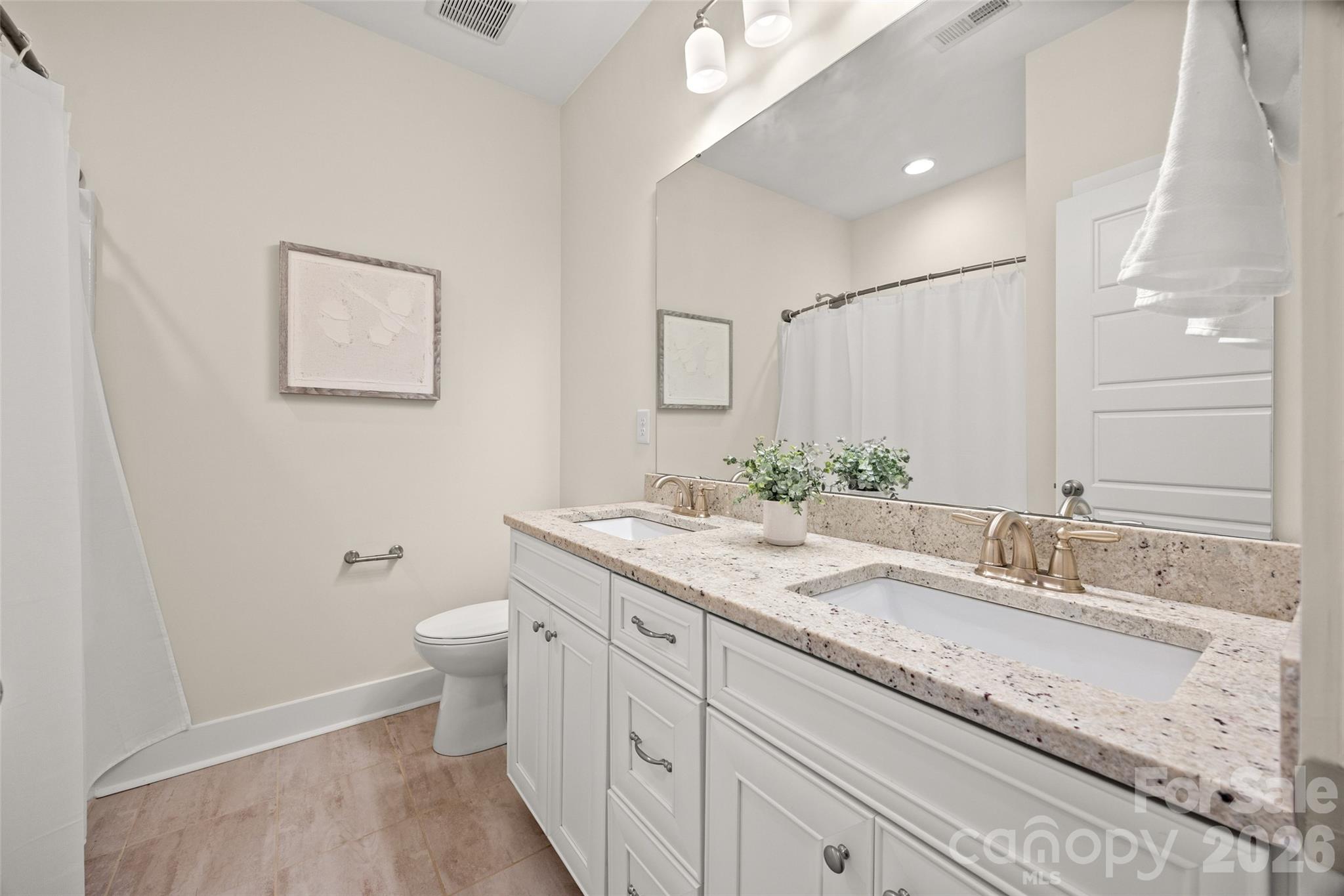 Home for sale at 12021 Grey Partridge Drive, Charlotte, NC — photo 12 of 22