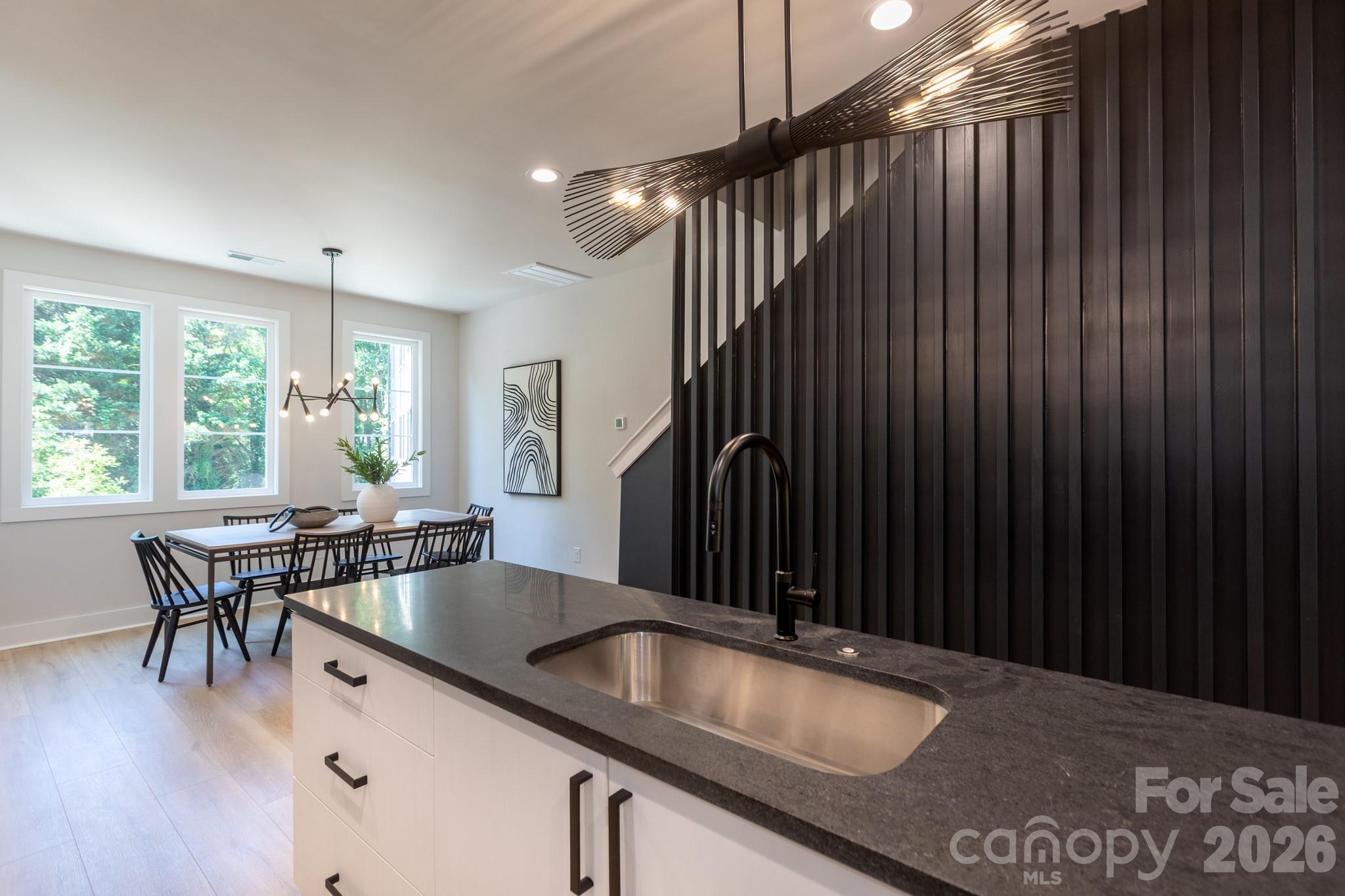 Photo 8 of 1308 Carolyn Drive, Charlotte, NC