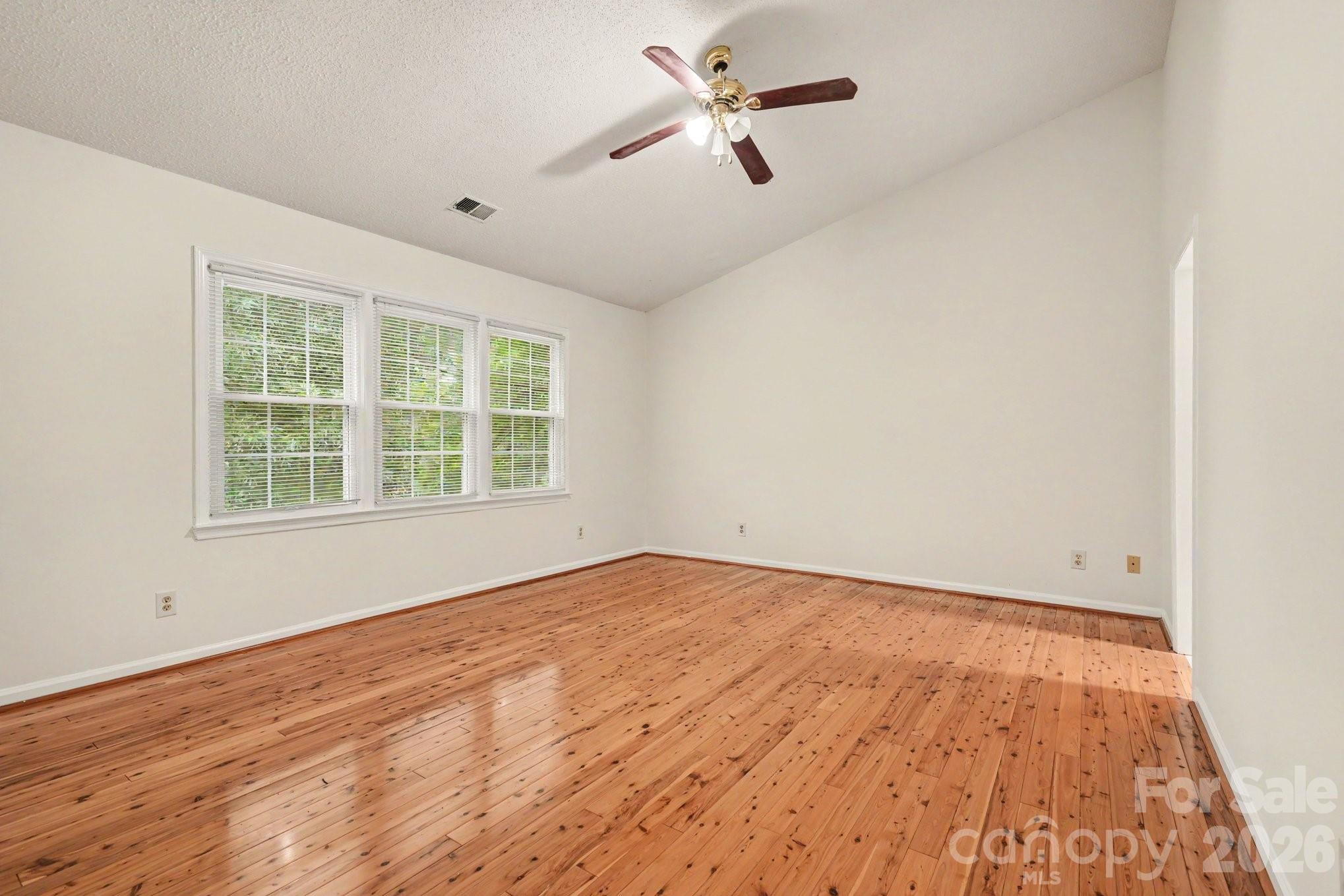 Photo 10 of 7104 Kinsmore Lane, Charlotte, NC