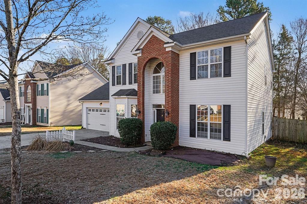 Photo 2 of 10317 Stoneykirk Lane, Charlotte, NC
