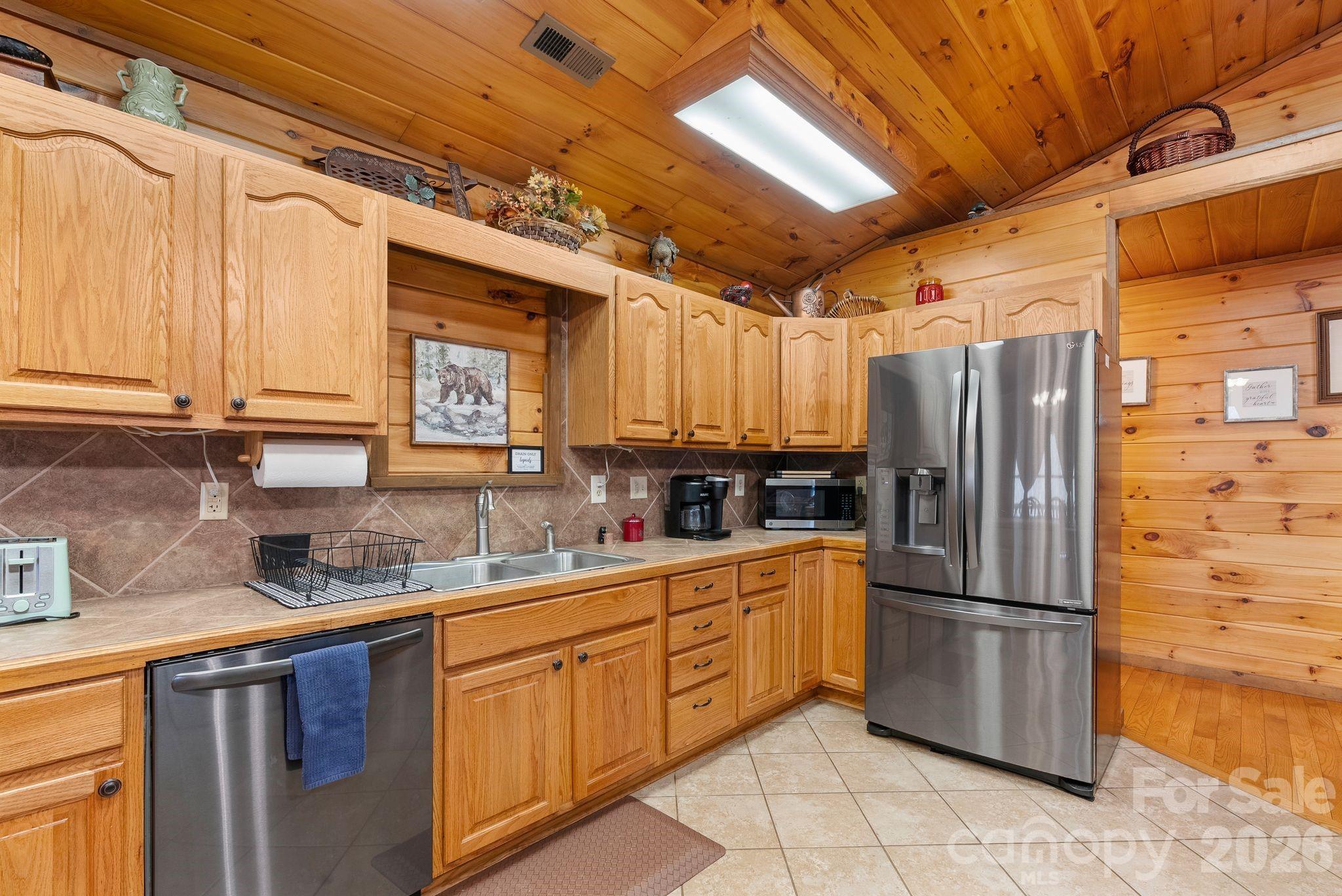 264 Moonbeam Lane, Clyde, NC - photo 12 of 47