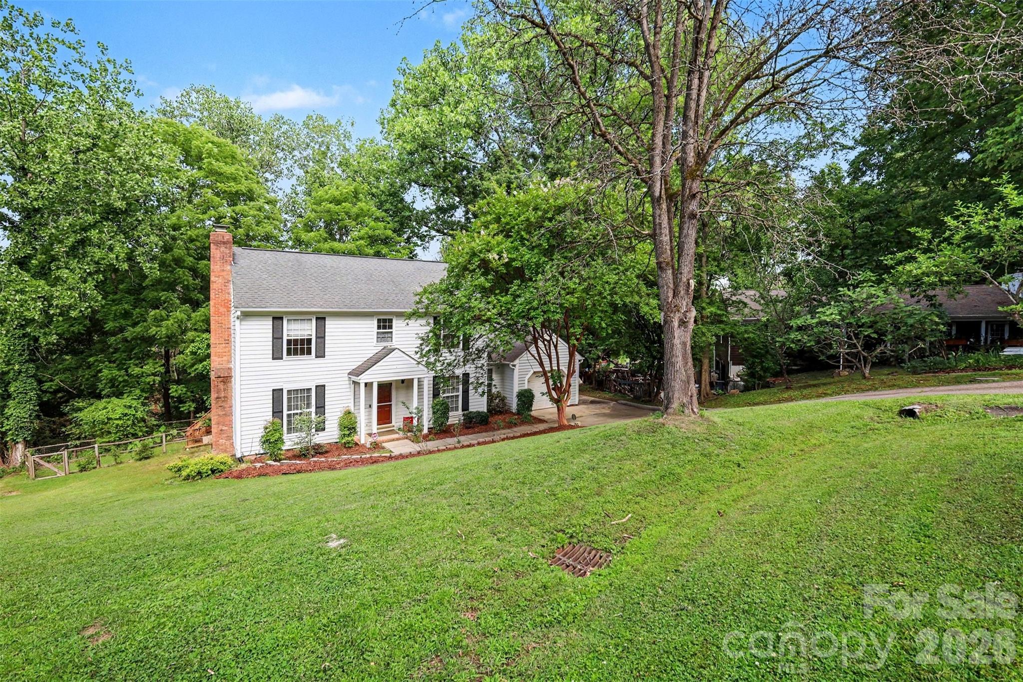 Photo 4 of 11808 Tall Oak Place, Charlotte, NC
