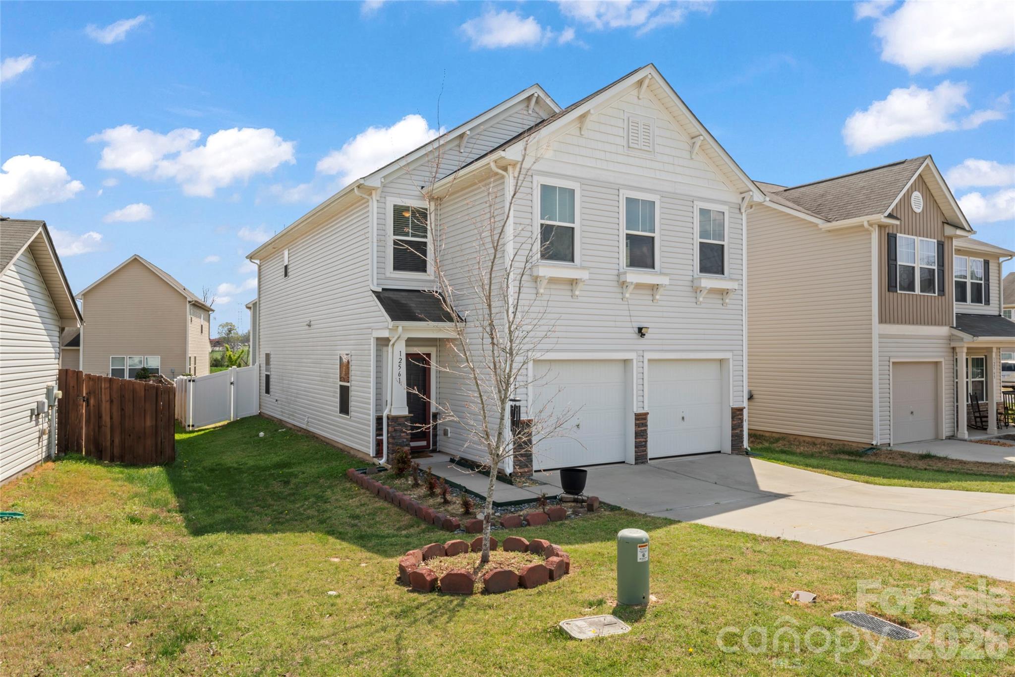 Photo 3 of 12561 Garron Road, Midland, NC