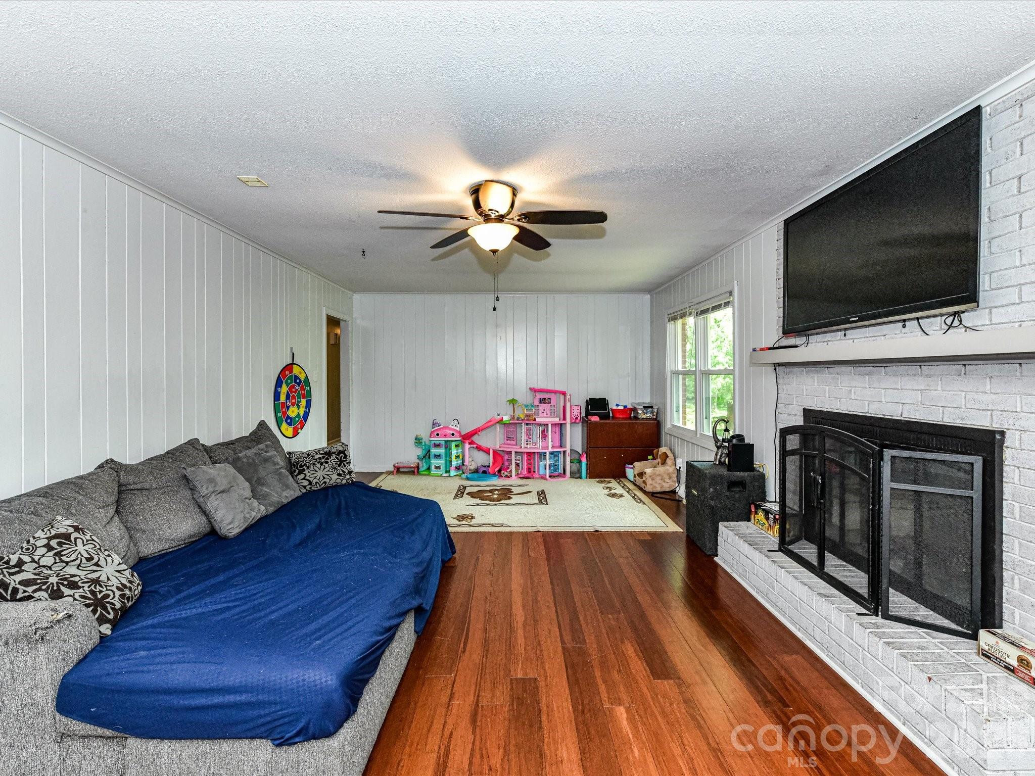 115 Charles Street, Spencer, NC - photo 10 of 49
