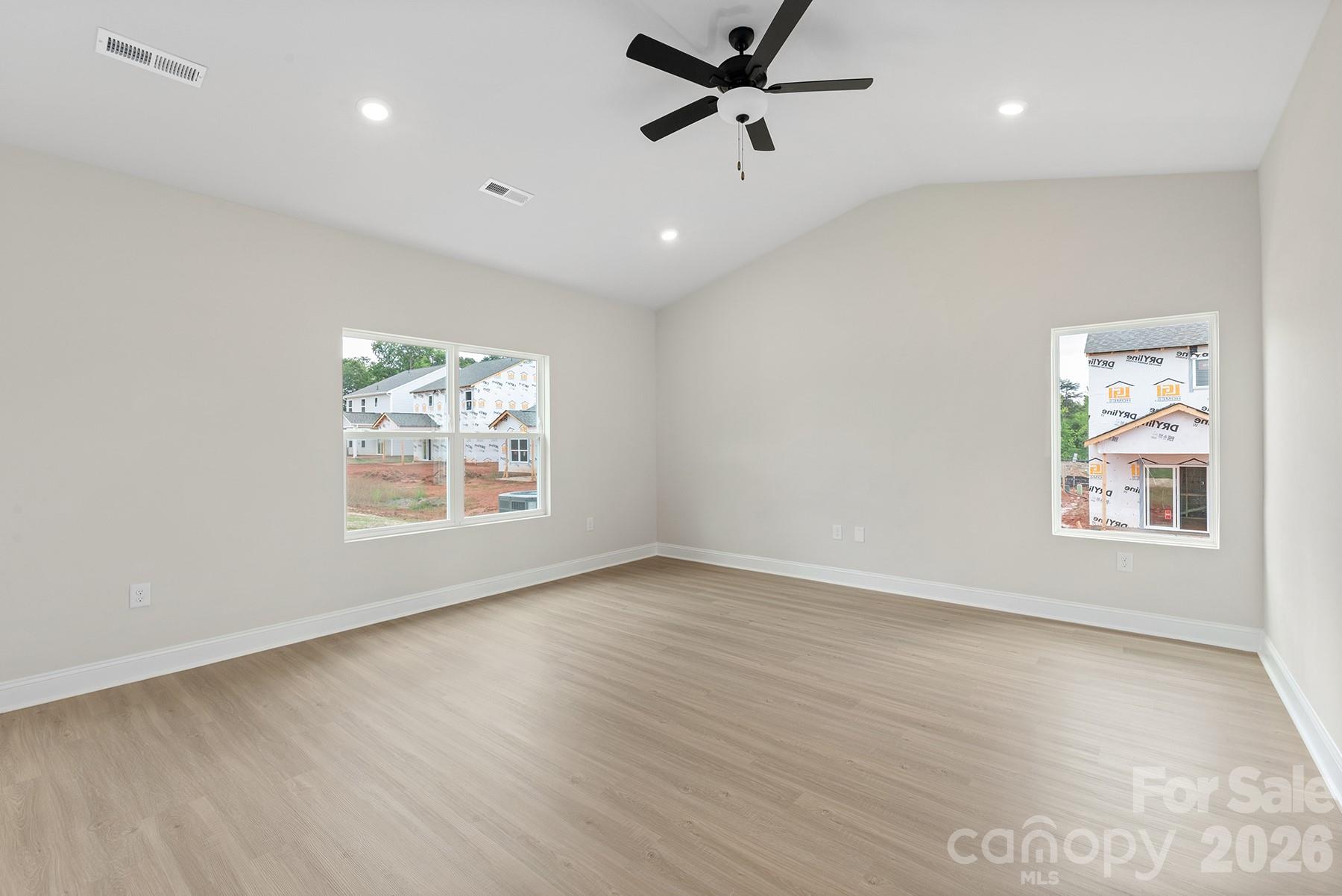 Photo 3 of 6512 Fairford Drive, Charlotte, NC