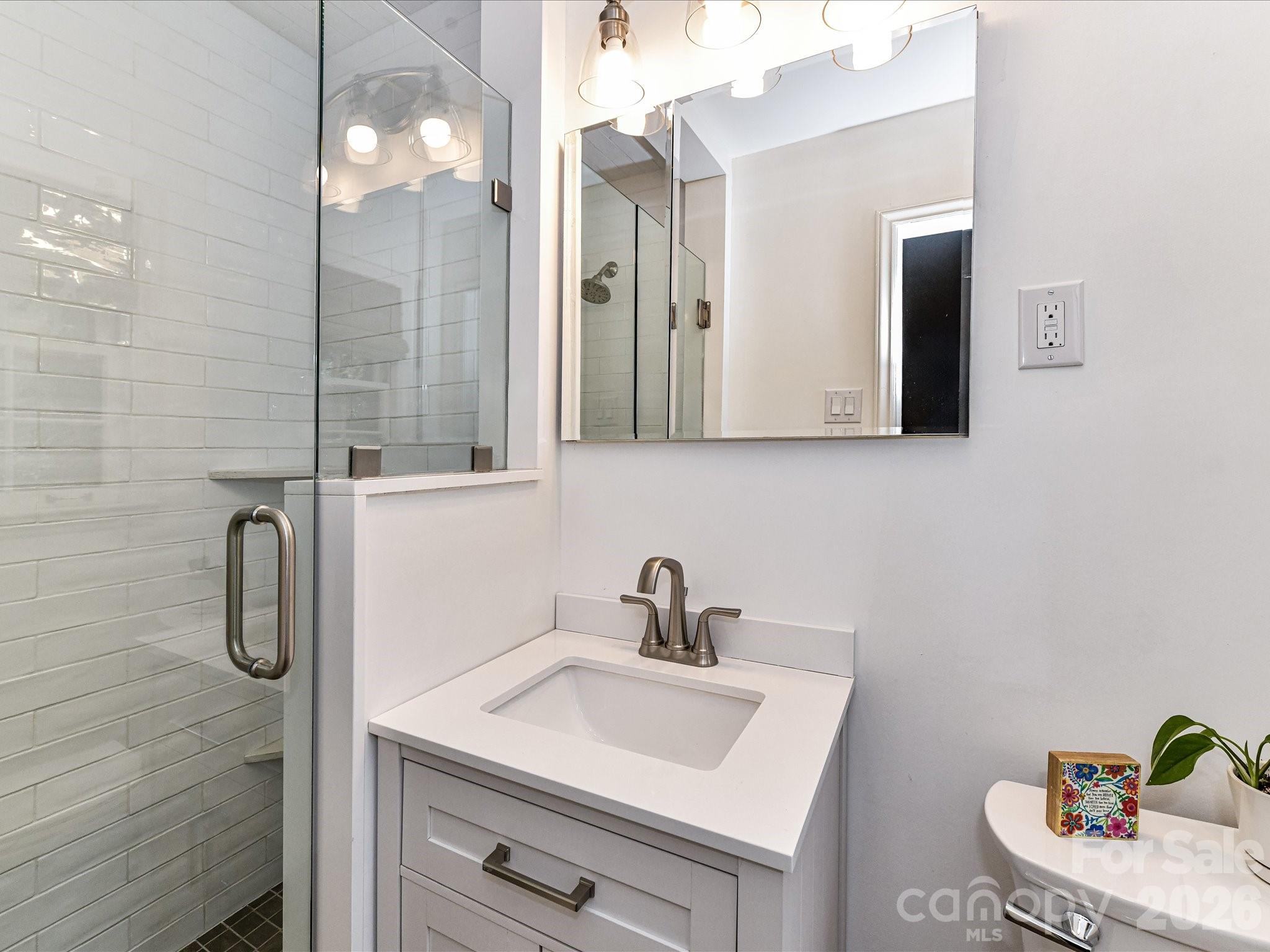 2401 Wensley Drive, Charlotte, NC - photo 10 of 22