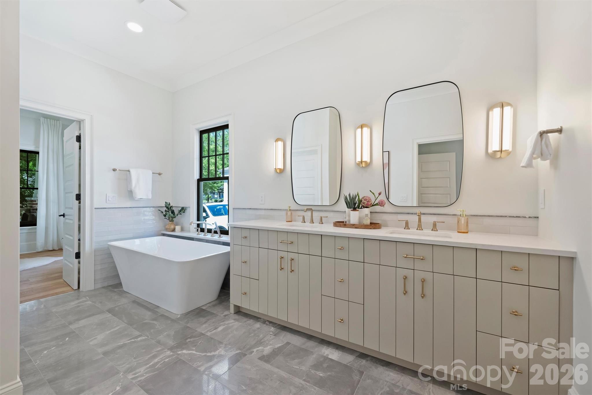 Photo 21 of 509 E Tremont Avenue, Charlotte, NC