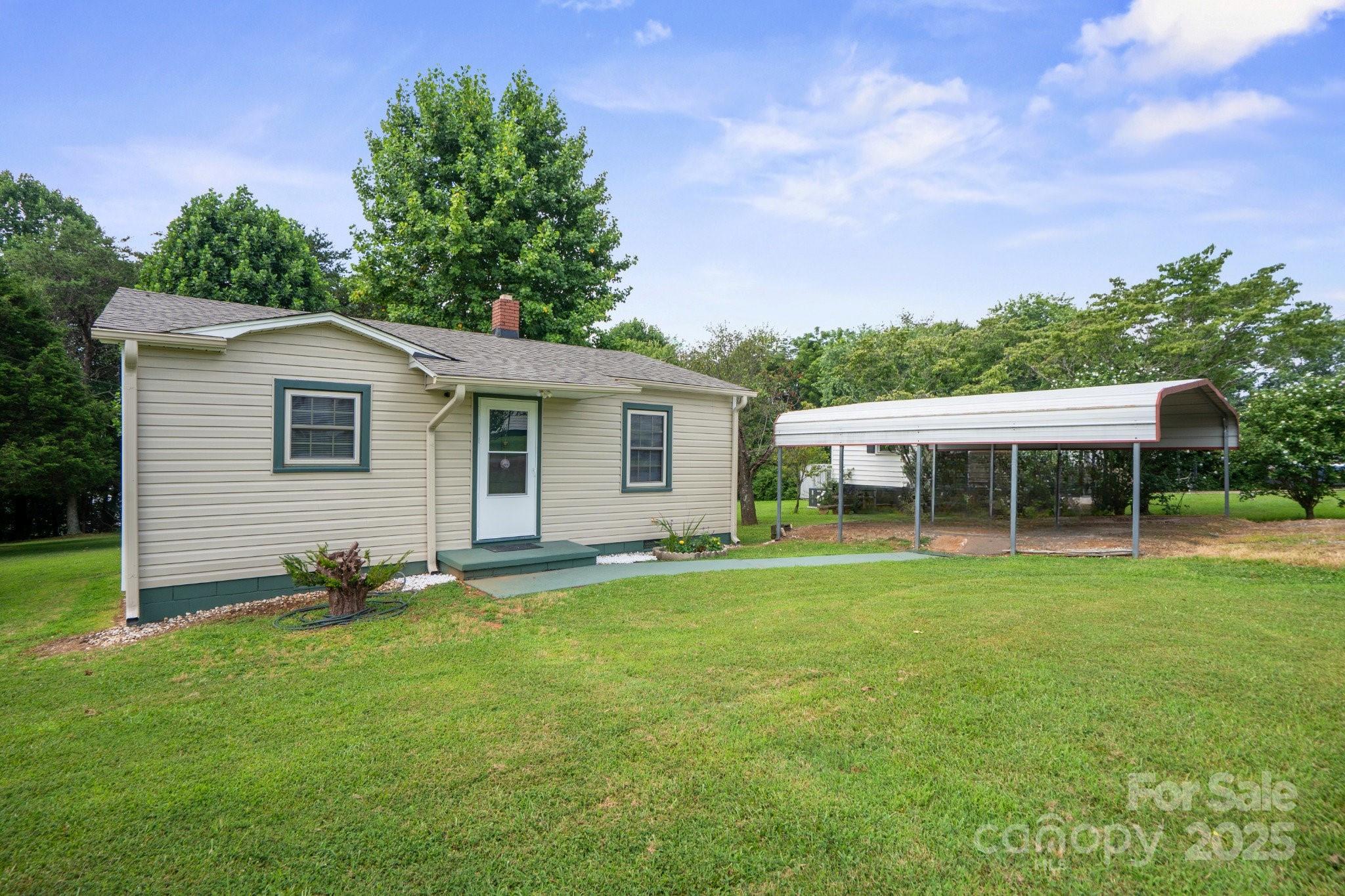 2321 Cline Street, Statesville, NC - photo 2 of 27