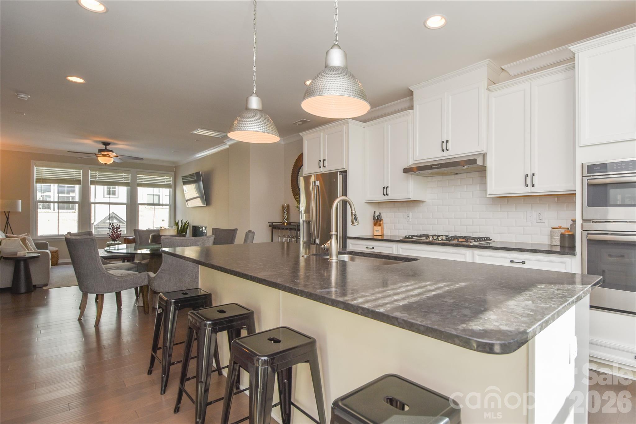 Photo 9 of 612 Tudor Park Way, Charlotte, NC